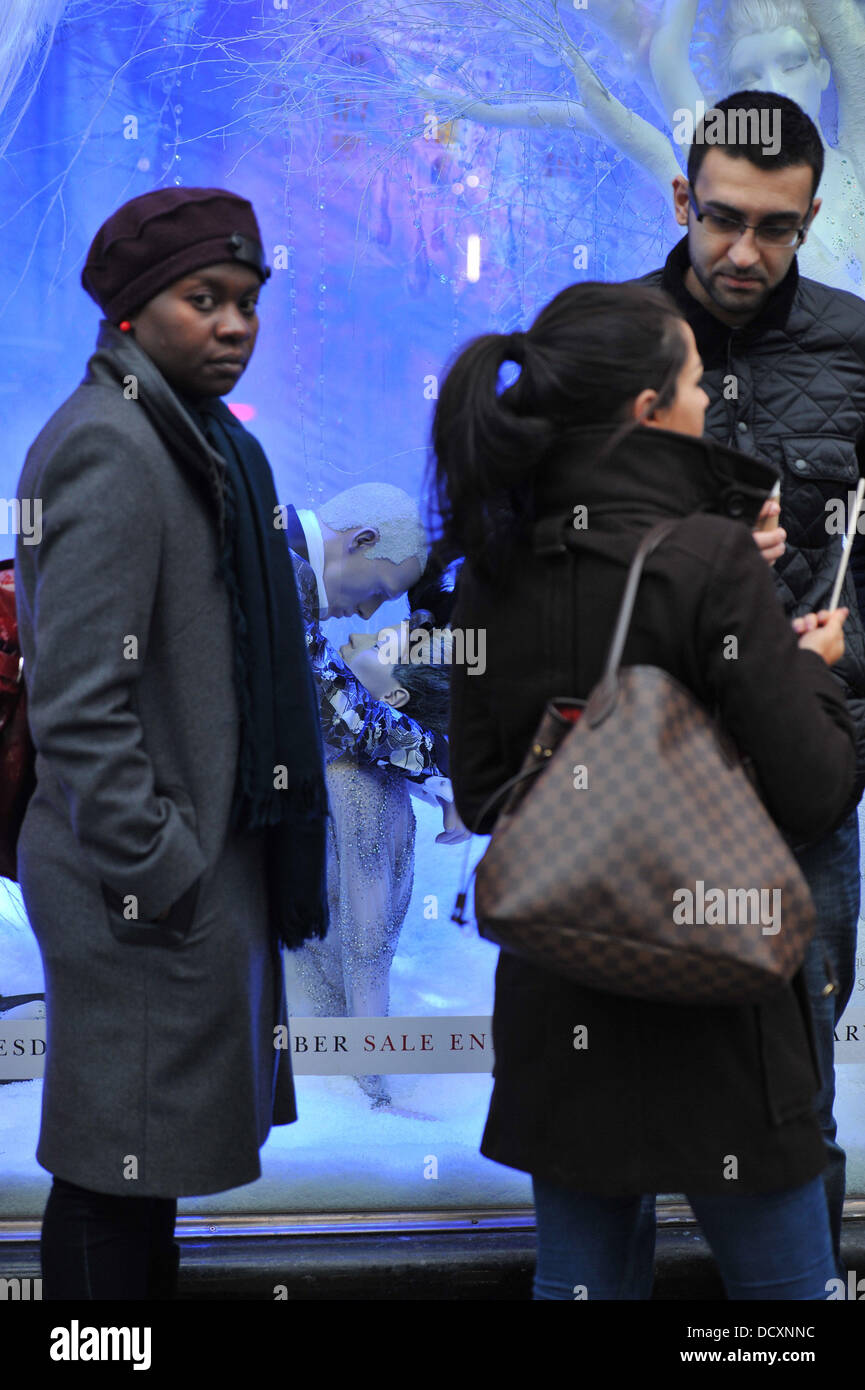 Atmosphere Florence Welch opens the 2011 Harrods Winter sale. London ...