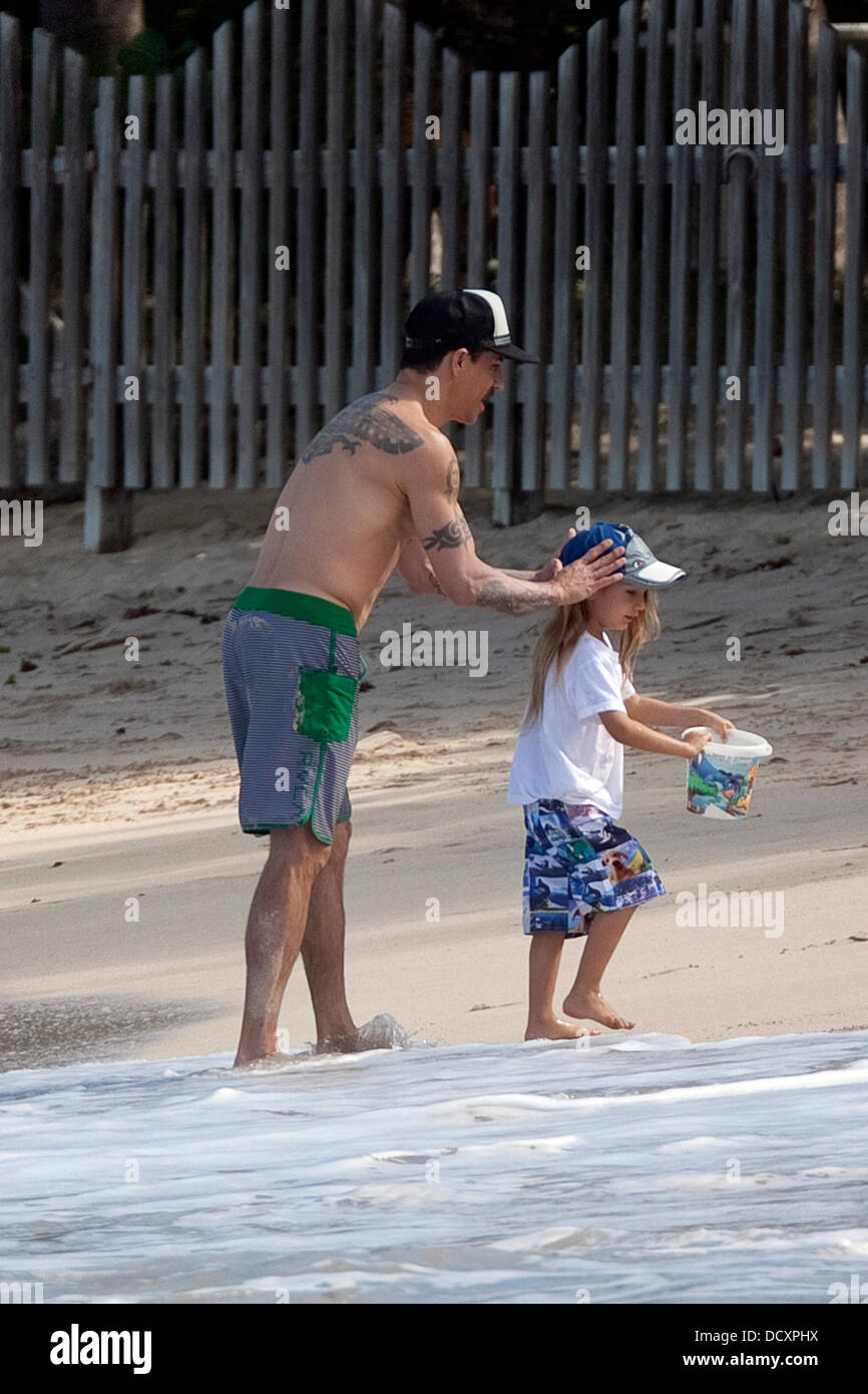 Anthony Kiedis and his son Everly Bear enjoying a holiday on St ...