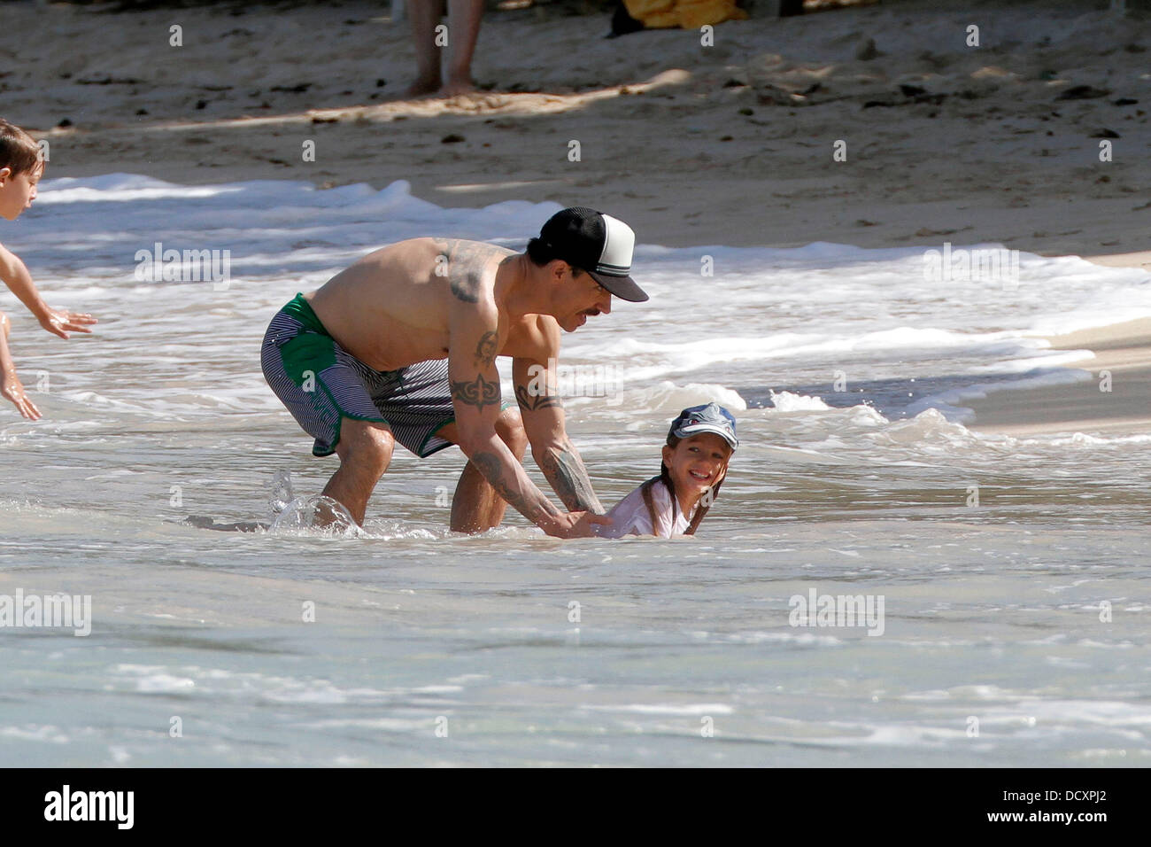 Anthony Kiedis and his son Everly Bear enjoying a holiday on St ...