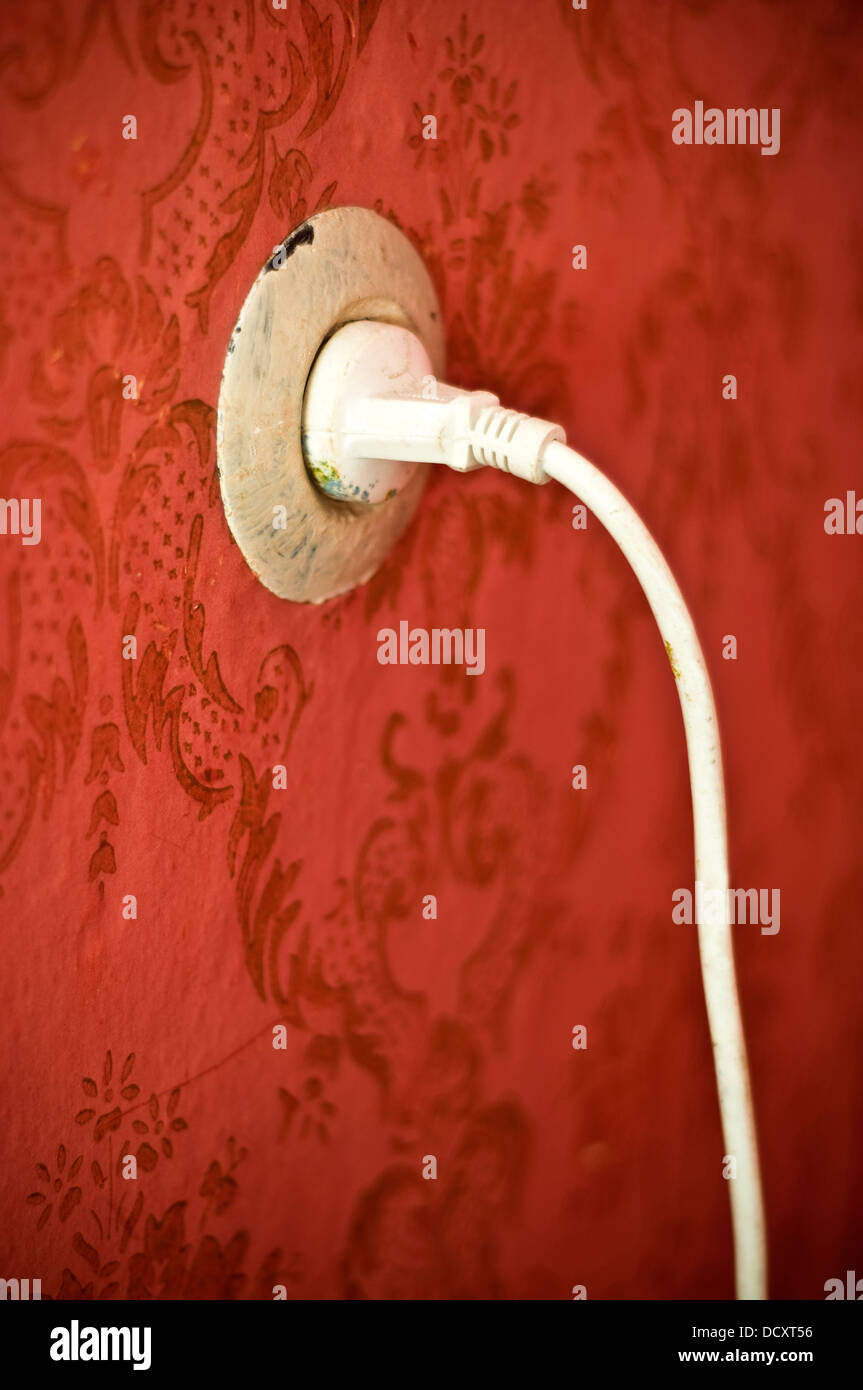 Socket insert hi-res stock photography and images - Alamy