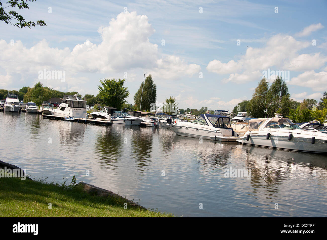 Boats moored along La Chine Canal in Rene Levesque Park, Montreal Stock ...