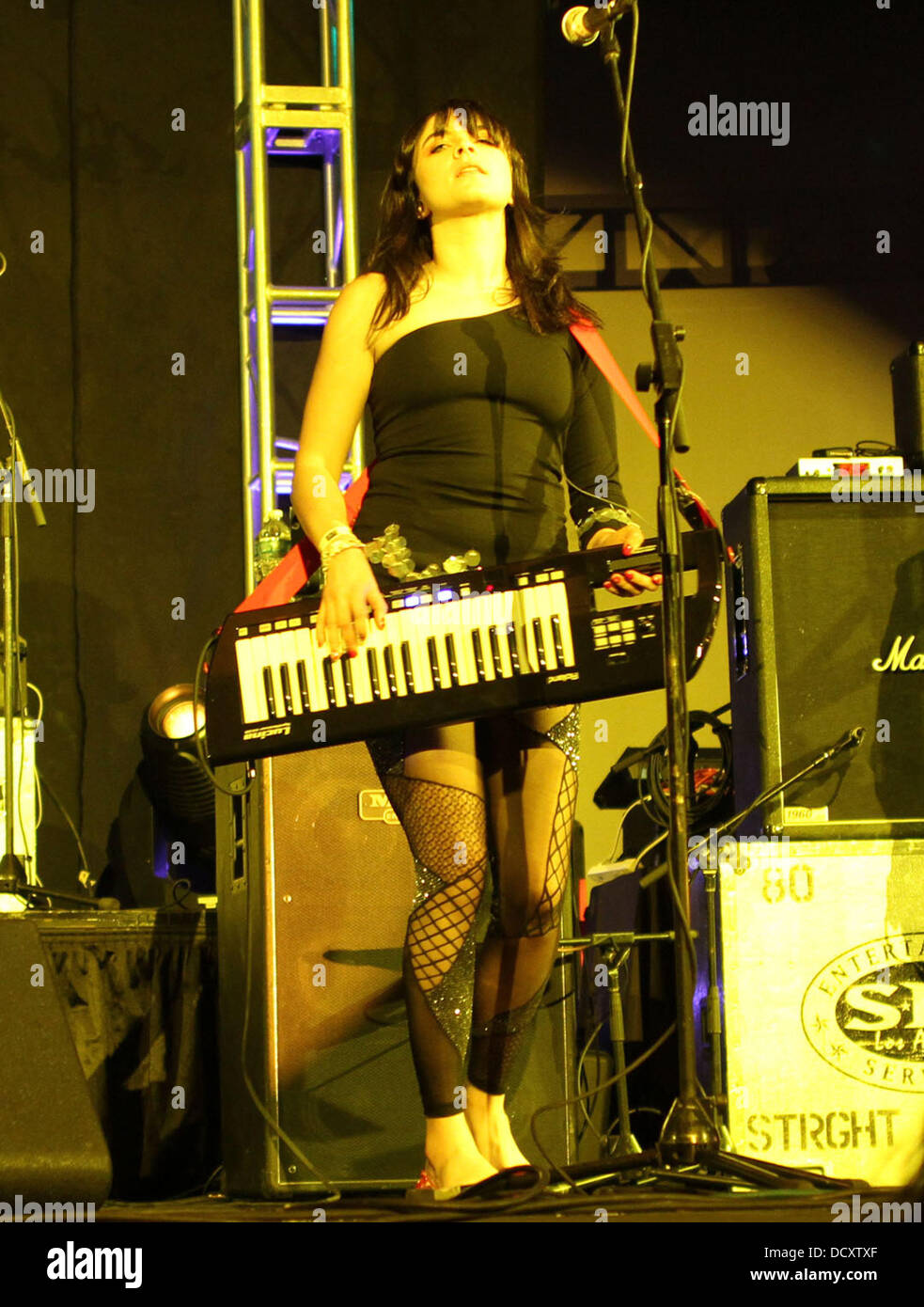 Victoria asher cobra starship hi-res stock photography and images - Alamy