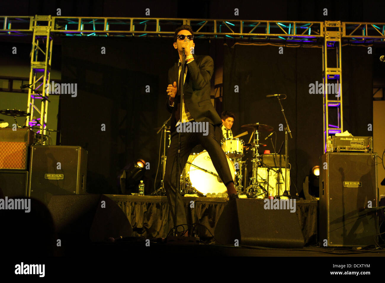 Cobra Starship Lead singer Gabe Saporta Big Bang New Years eve party ...