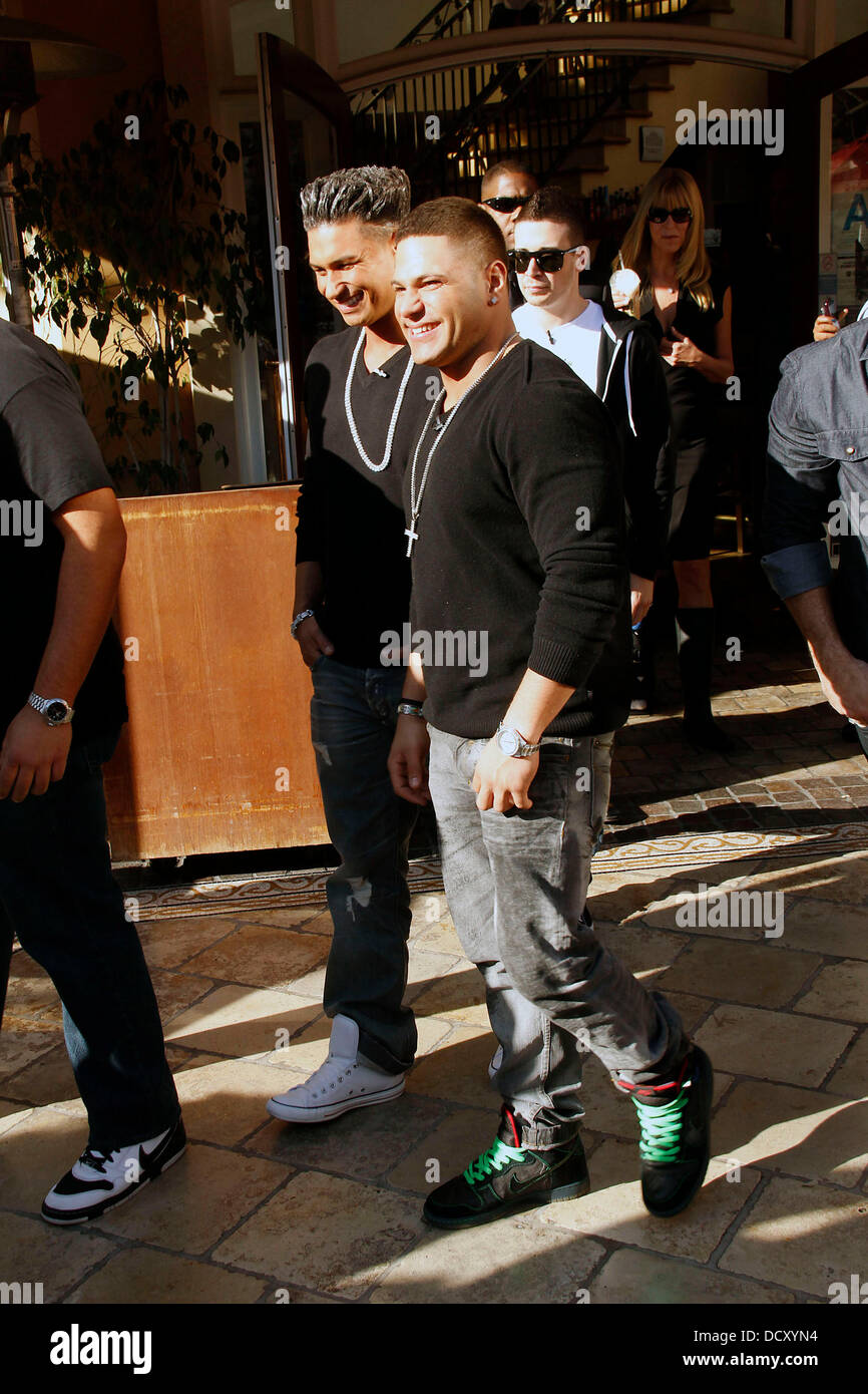 Paul 'Pauly D' DelVecchio of Jersey Shore films an appearance on the ...