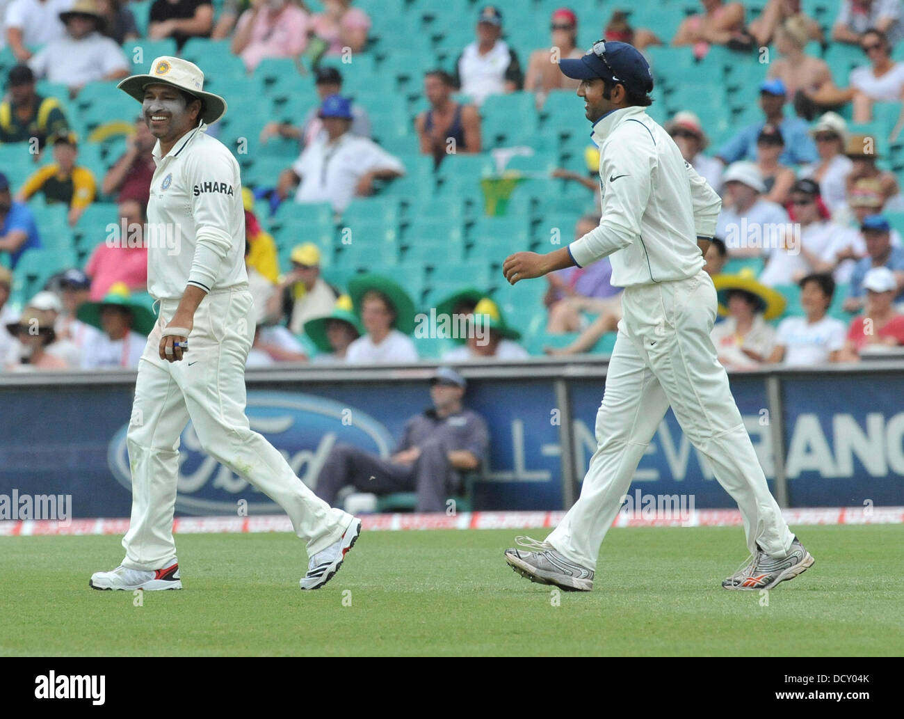 Sachin tendulkar test hi-res stock photography and images - Alamy