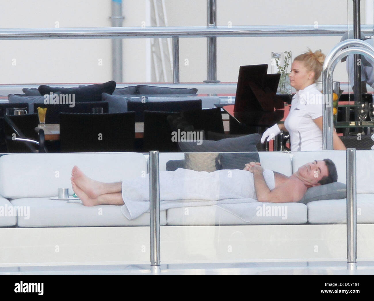 Simon Cowell relaxing aboard luxury super yacht, MY Slipstream St Barts ...