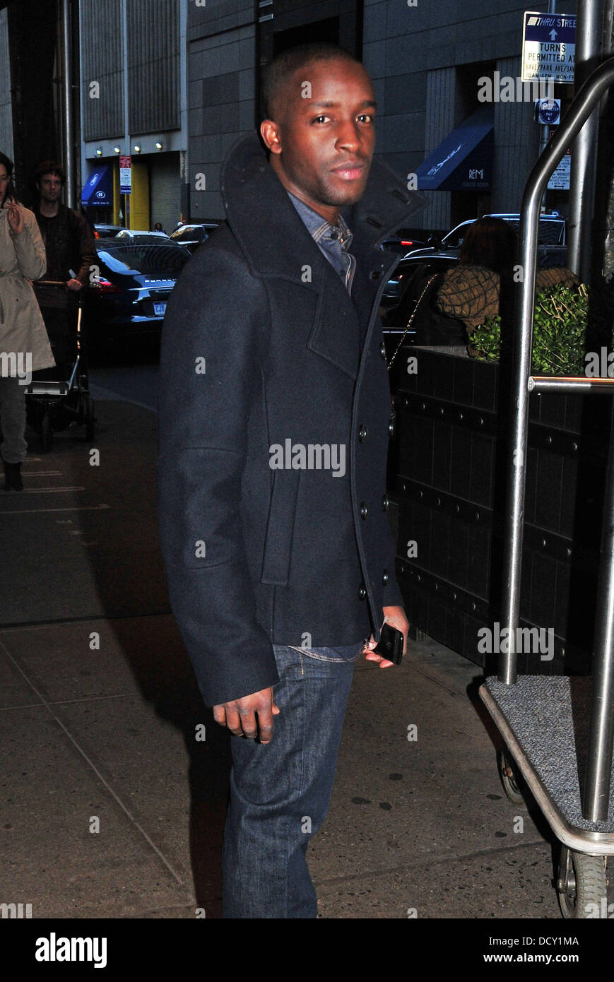 Elijah Kelly outside his Manhattan hotel New York City, USA - 07.01.12 ...