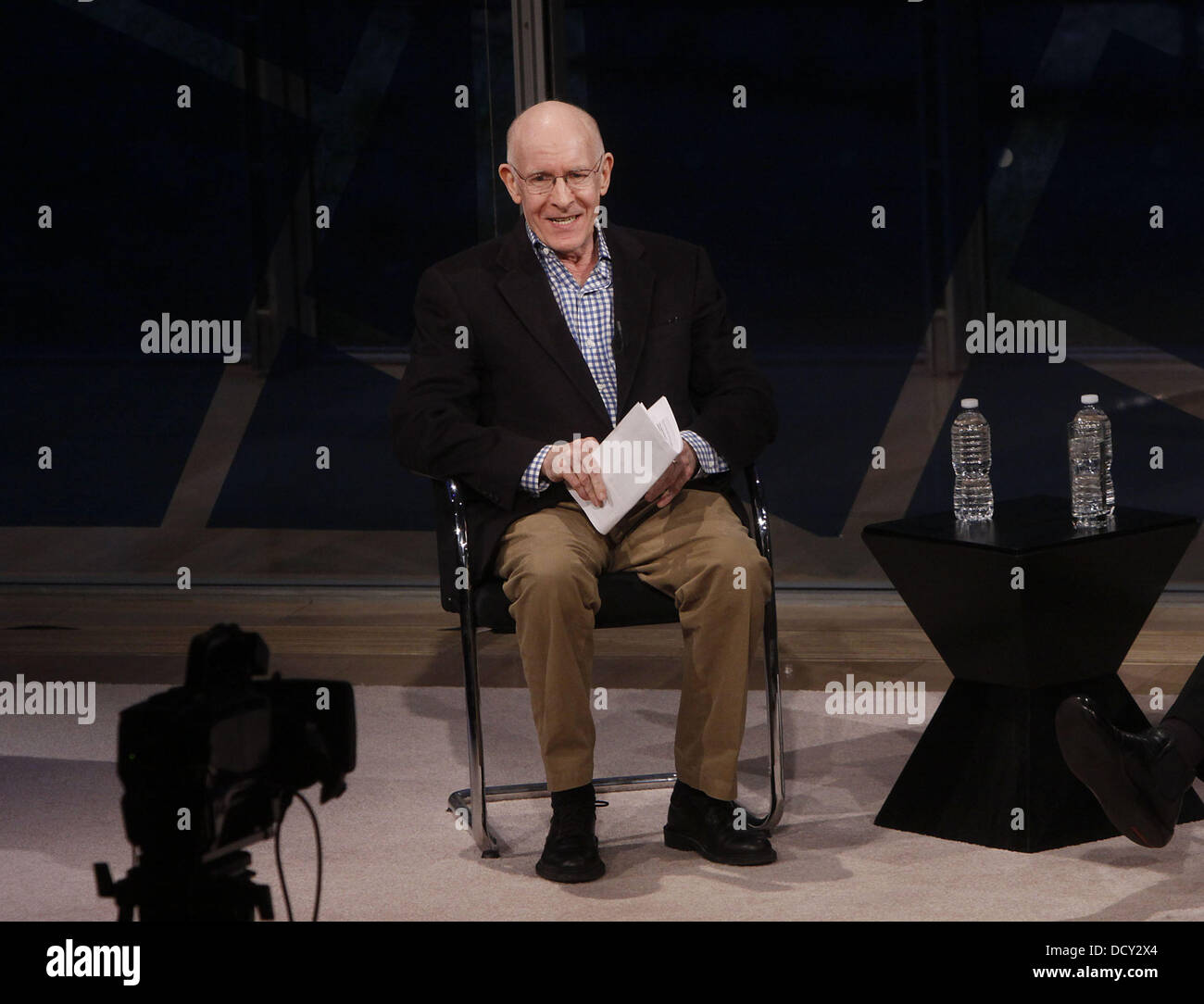 Stephen holden hi-res stock photography and images - Alamy