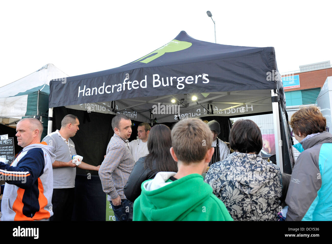 Burger Stall High Resolution Stock Photography and Images - Alamy