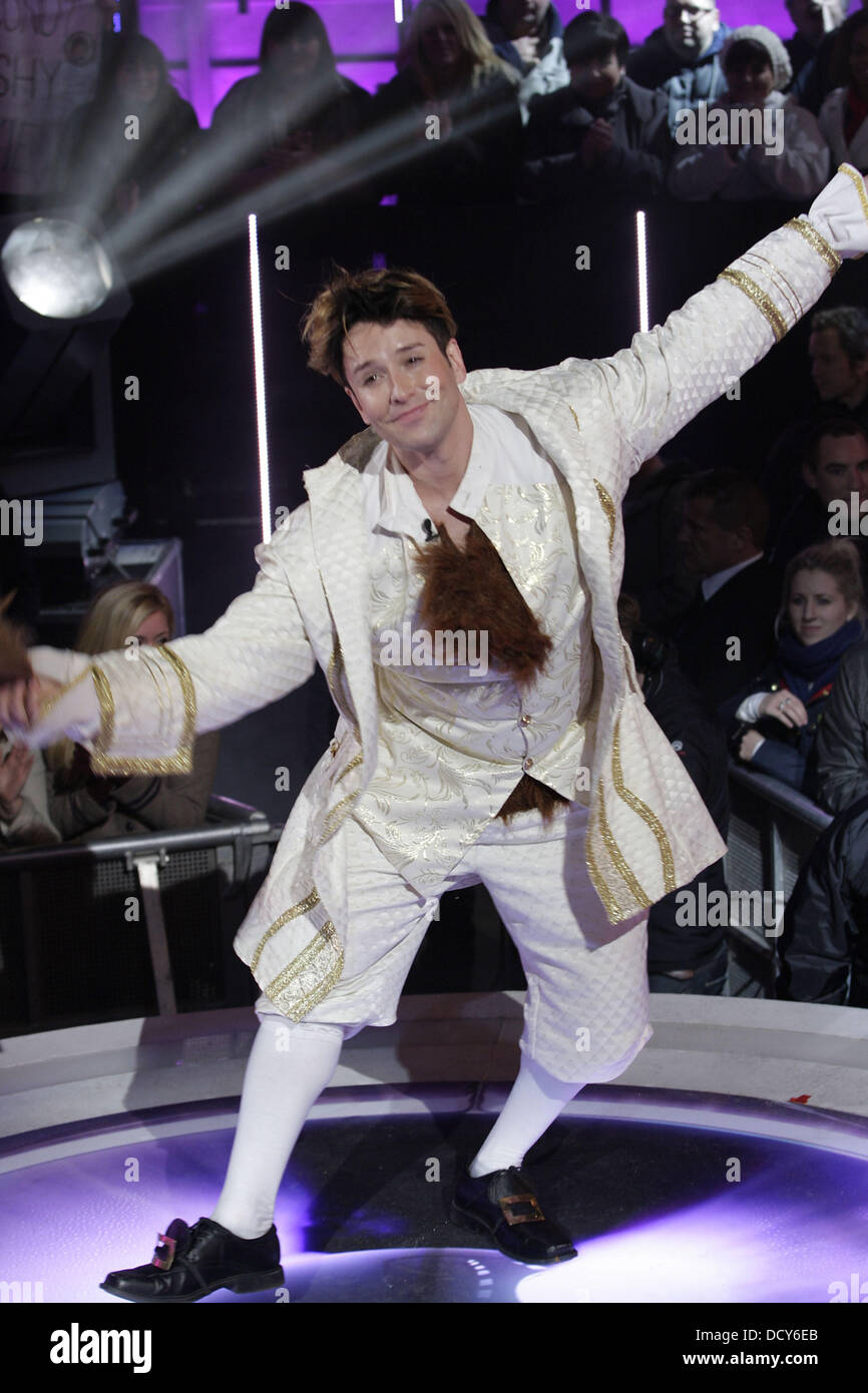 Andrew Stone Big Brother Live Eviction - Andrew Stone is the first ...