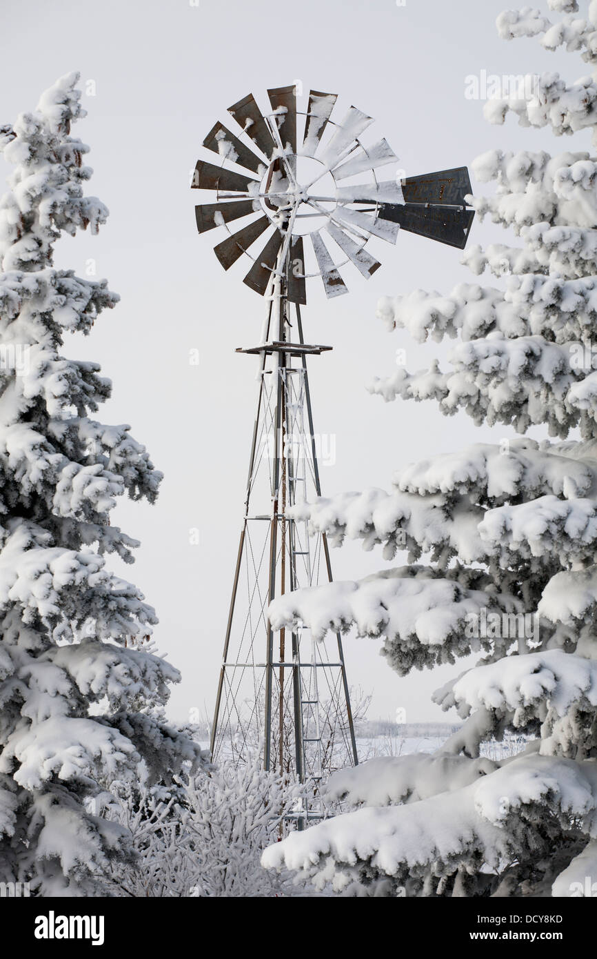 Windmill countryside trees hi-res stock photography and images - Alamy
