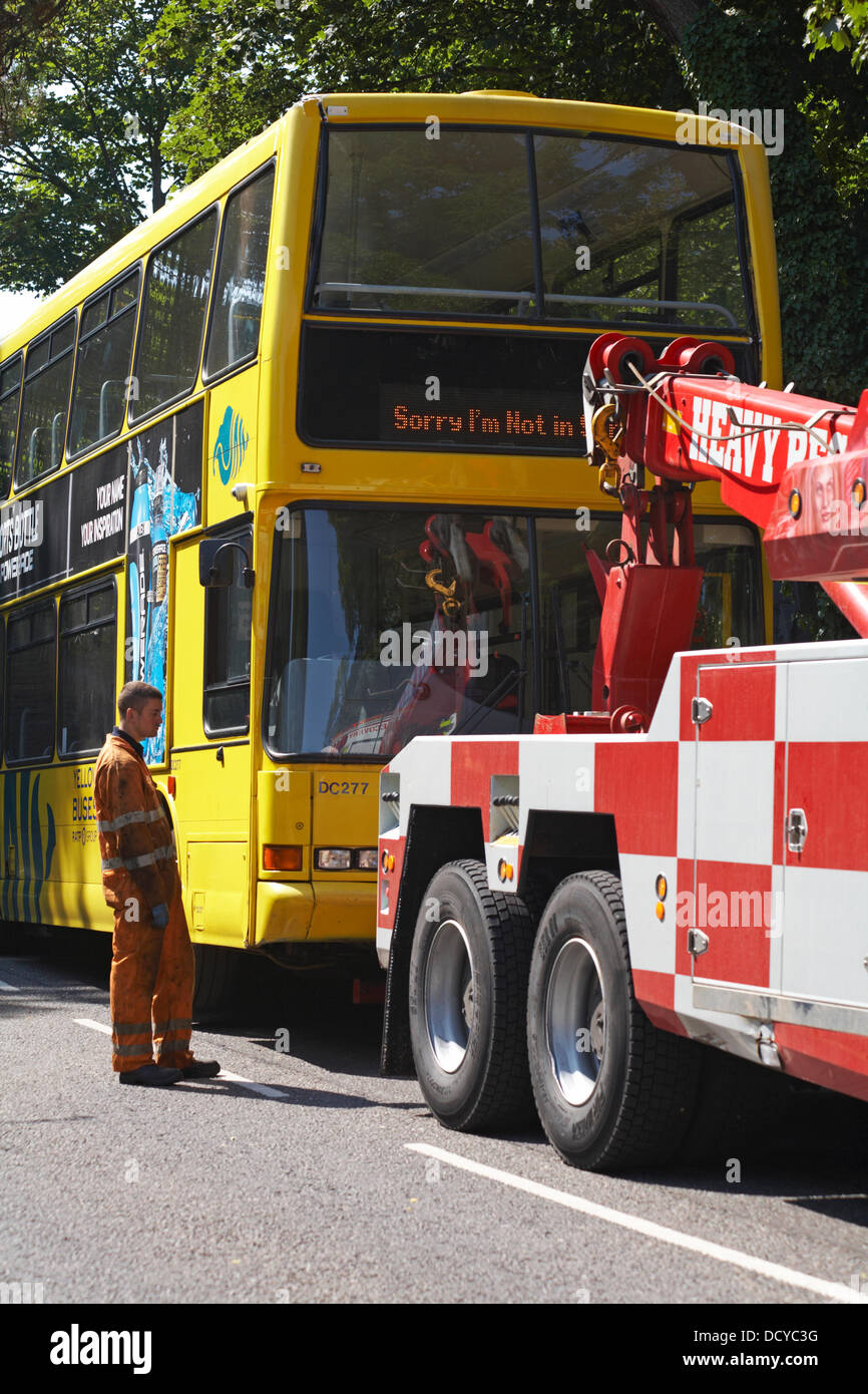 Bus front damage hi-res stock photography and images - Alamy