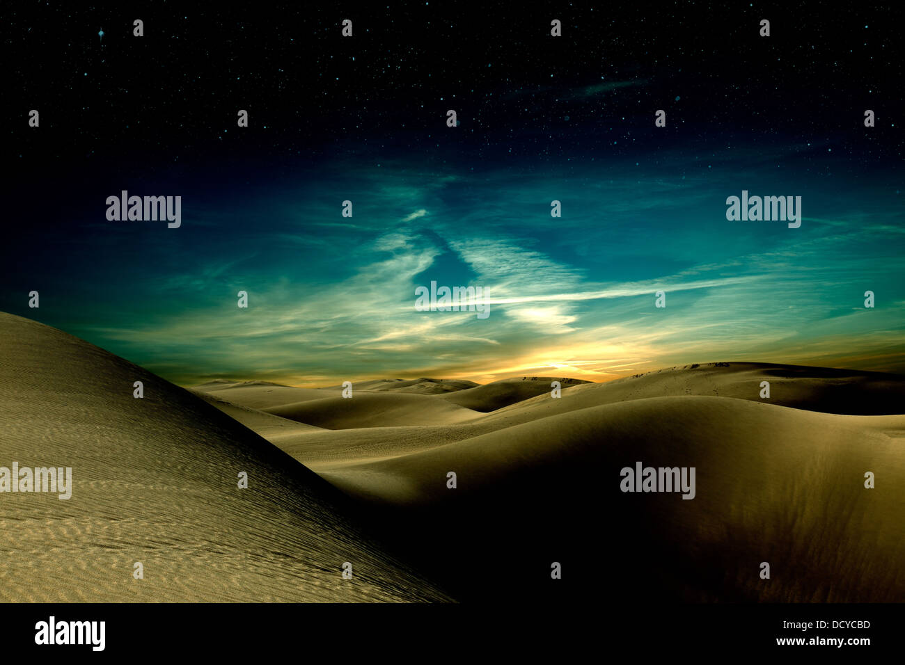 Night in sand desert Stock Photo - Alamy