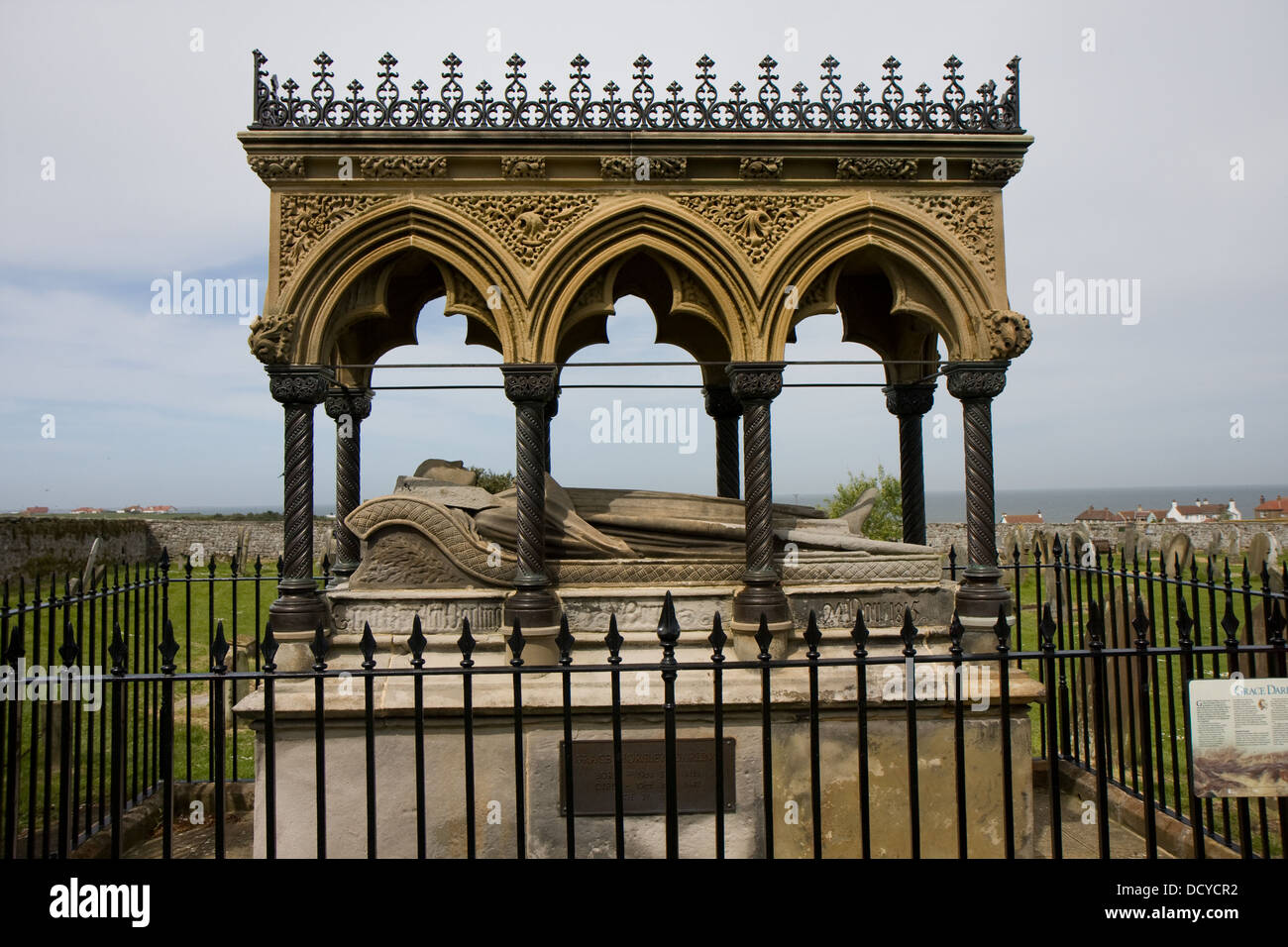 Grace darling tomb hi-res stock photography and images - Alamy