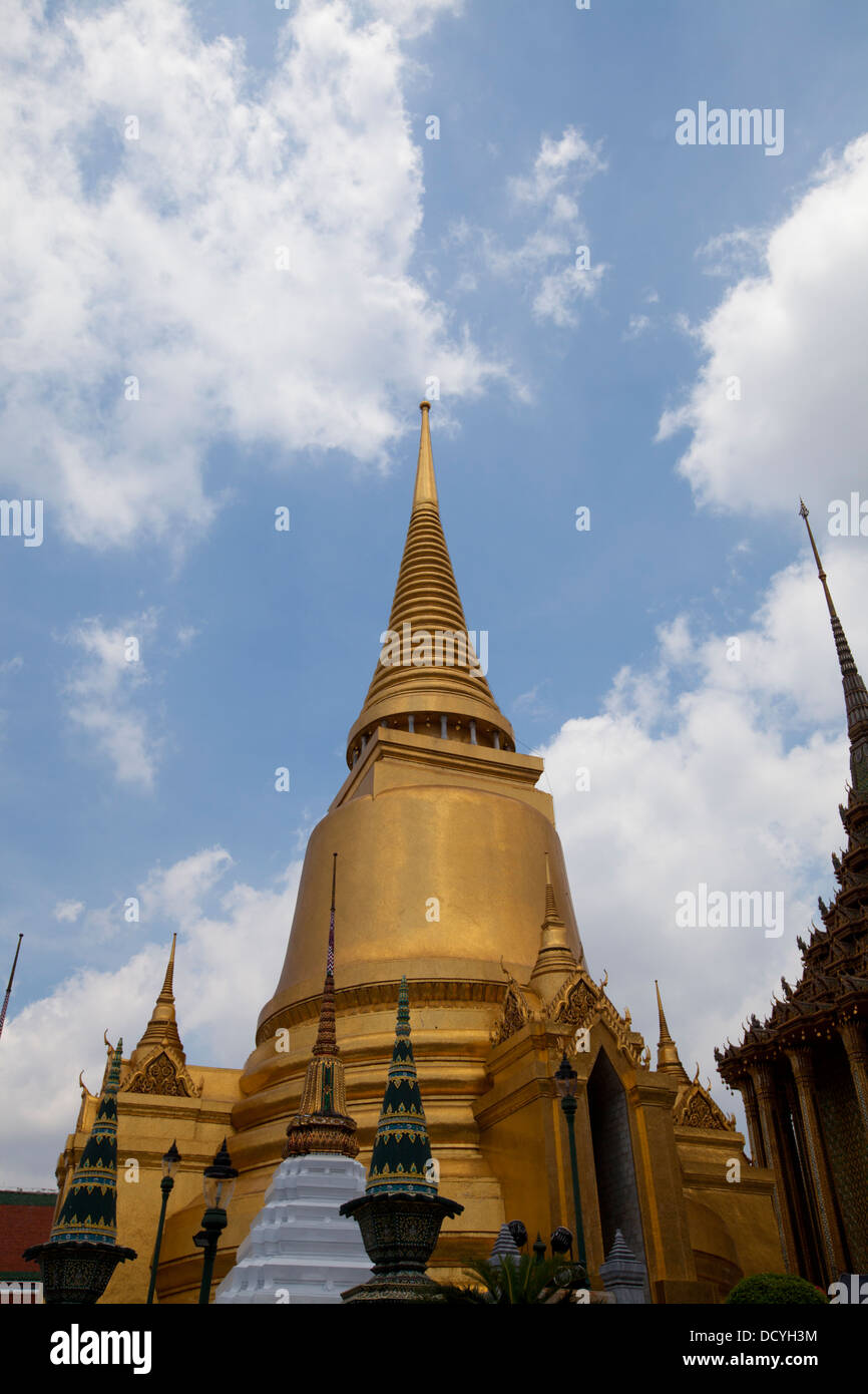 Buildings in the Grand Palace complex, in the heart of Bangkok ...