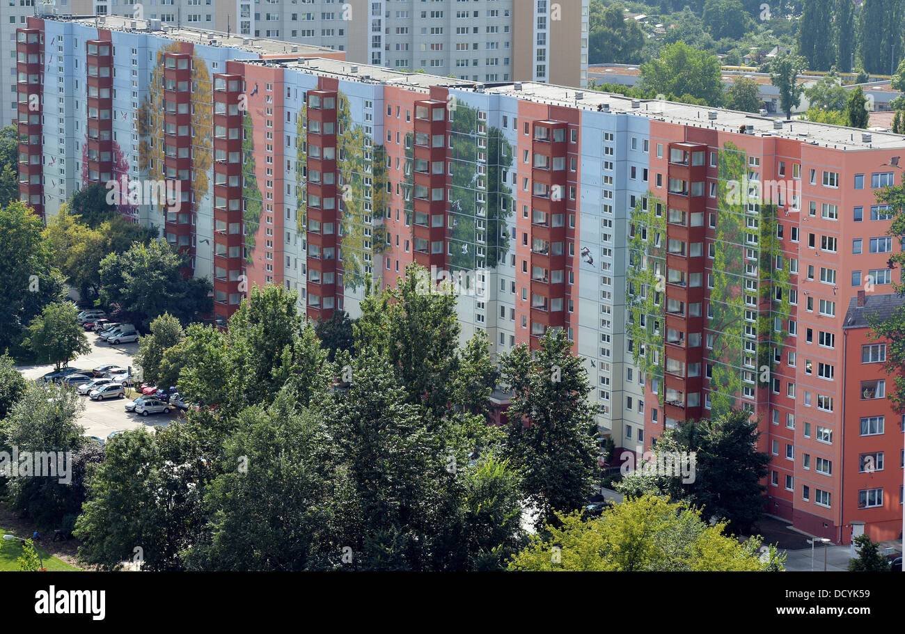 Three blocks of social housing hi-res stock photography and images - Alamy
