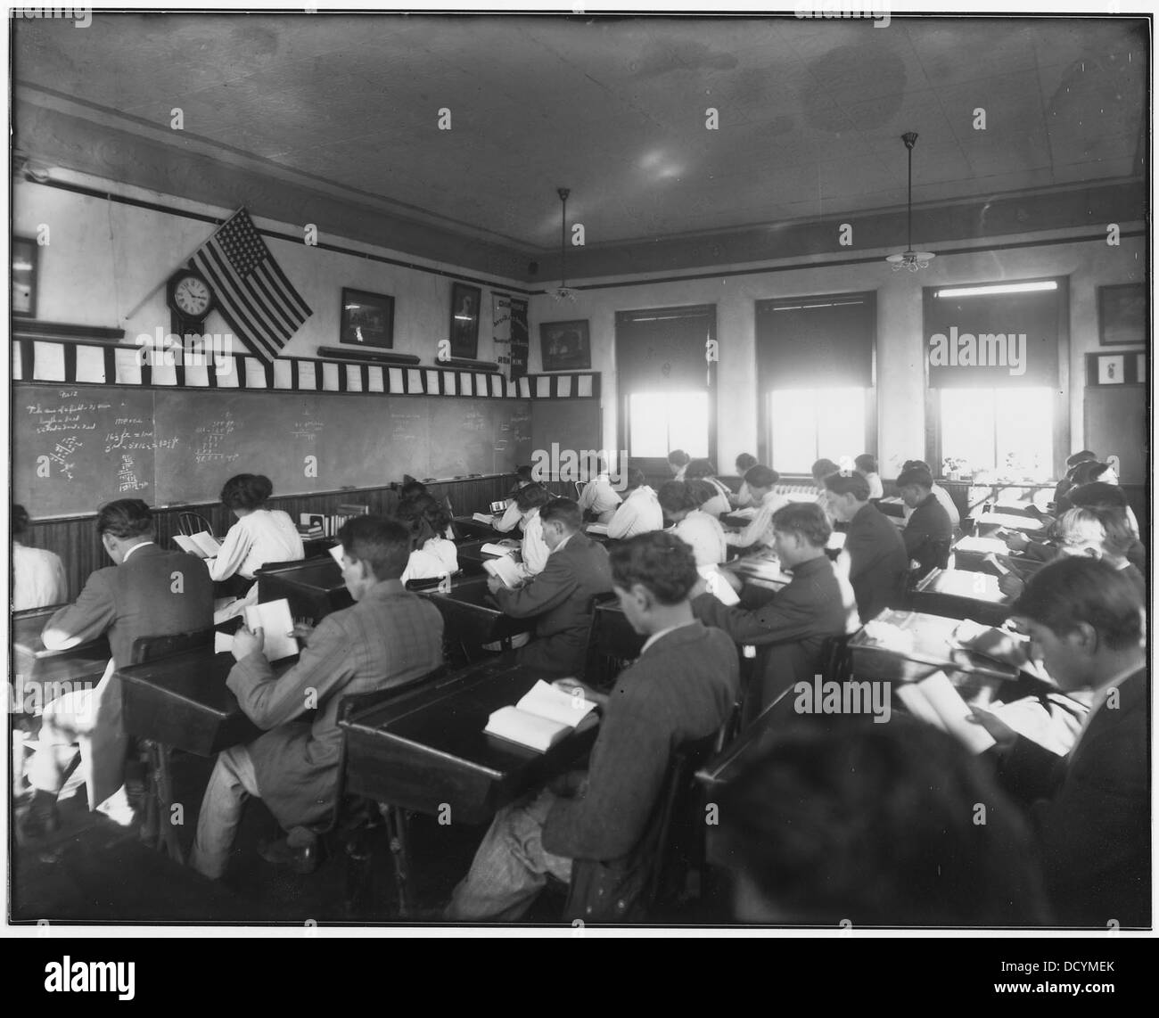 Early 20th century classroom hi-res stock photography and images - Alamy