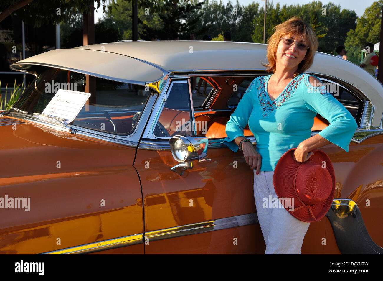 Female model posing car hi-res stock photography and images - Alamy