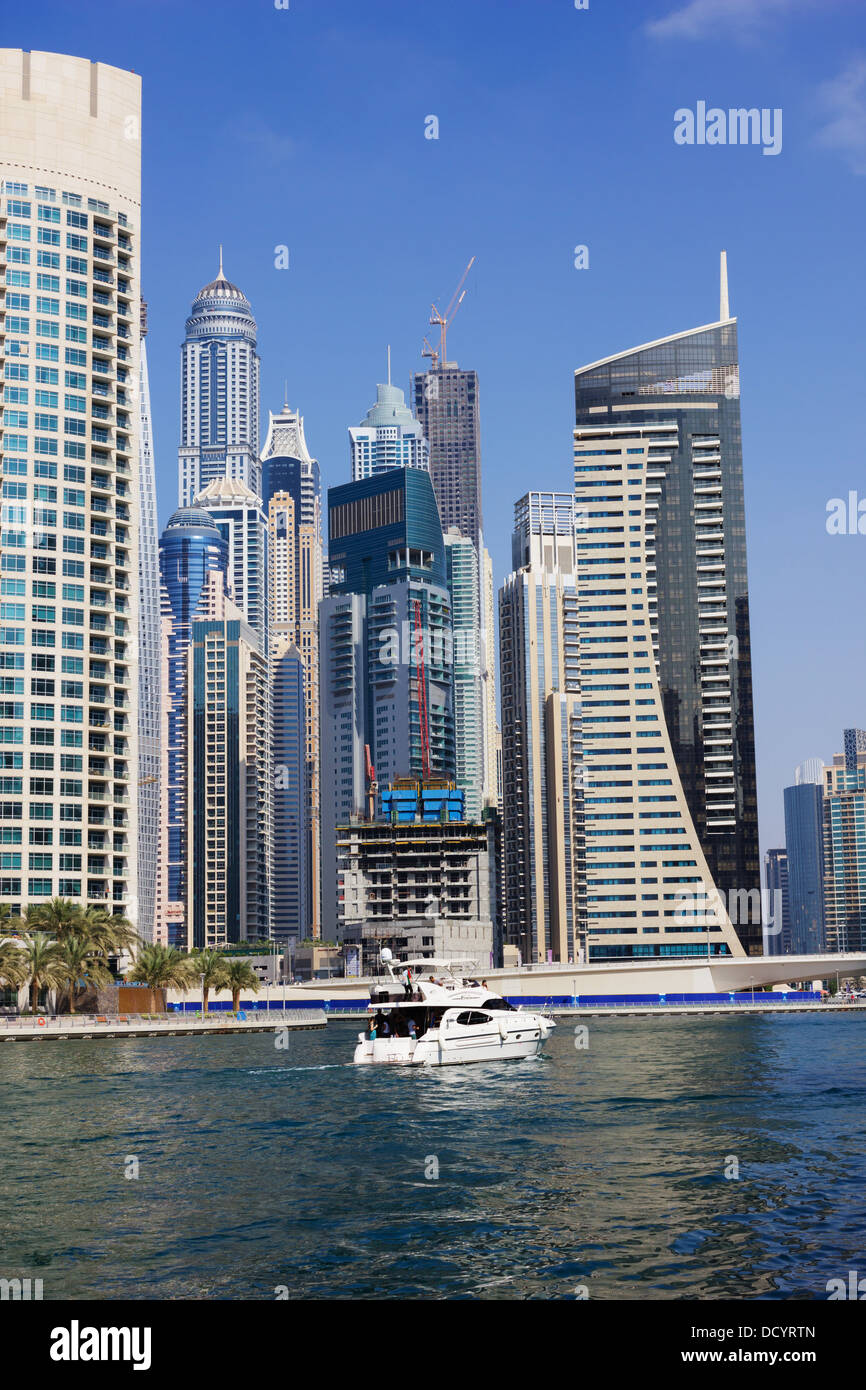 architecture emirates skyscraper building dubai tower business east ...