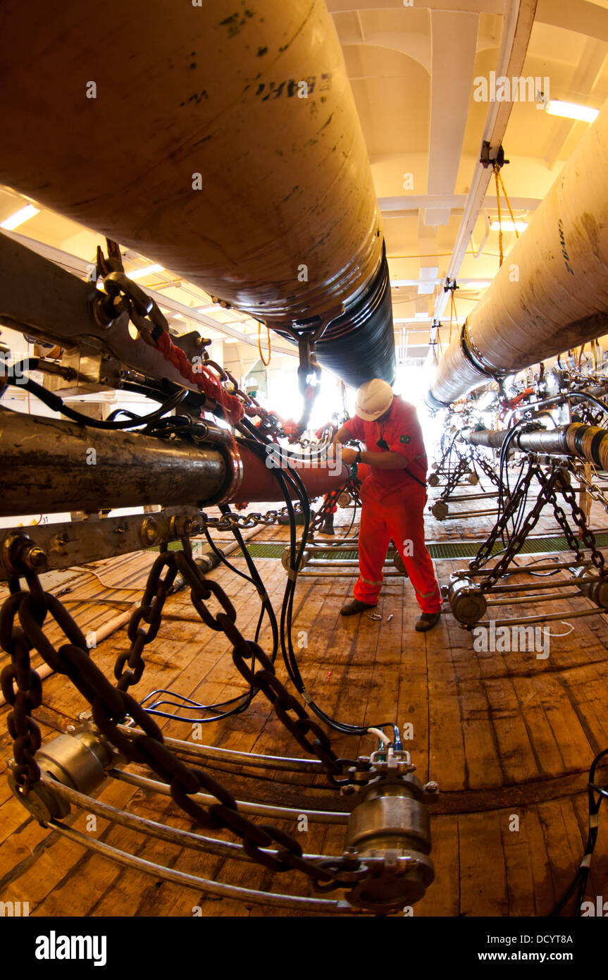 Gun deck seismic vessel offshore High Resolution Stock Photography and ...