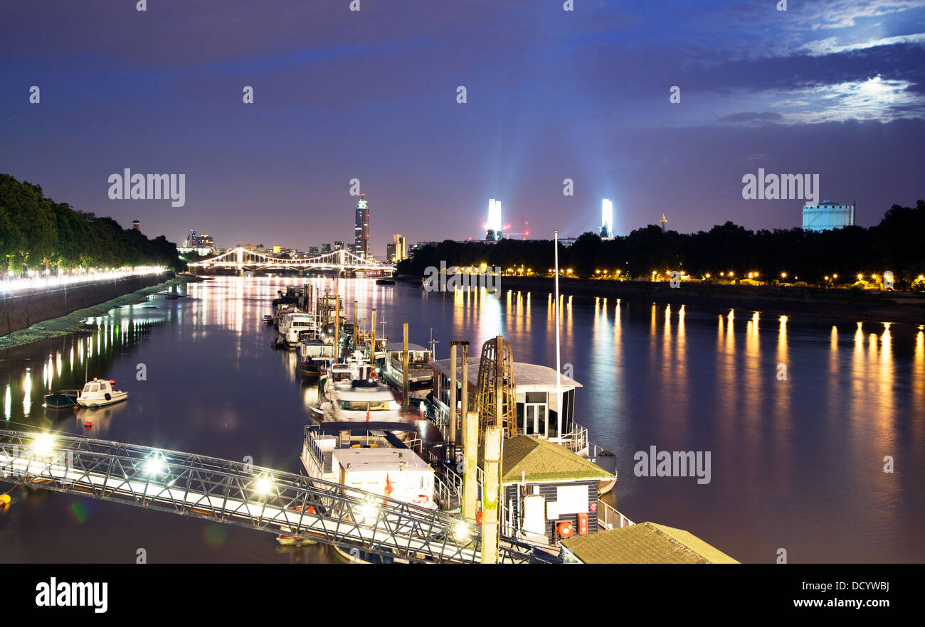 Thames river night view hi-res stock photography and images - Alamy