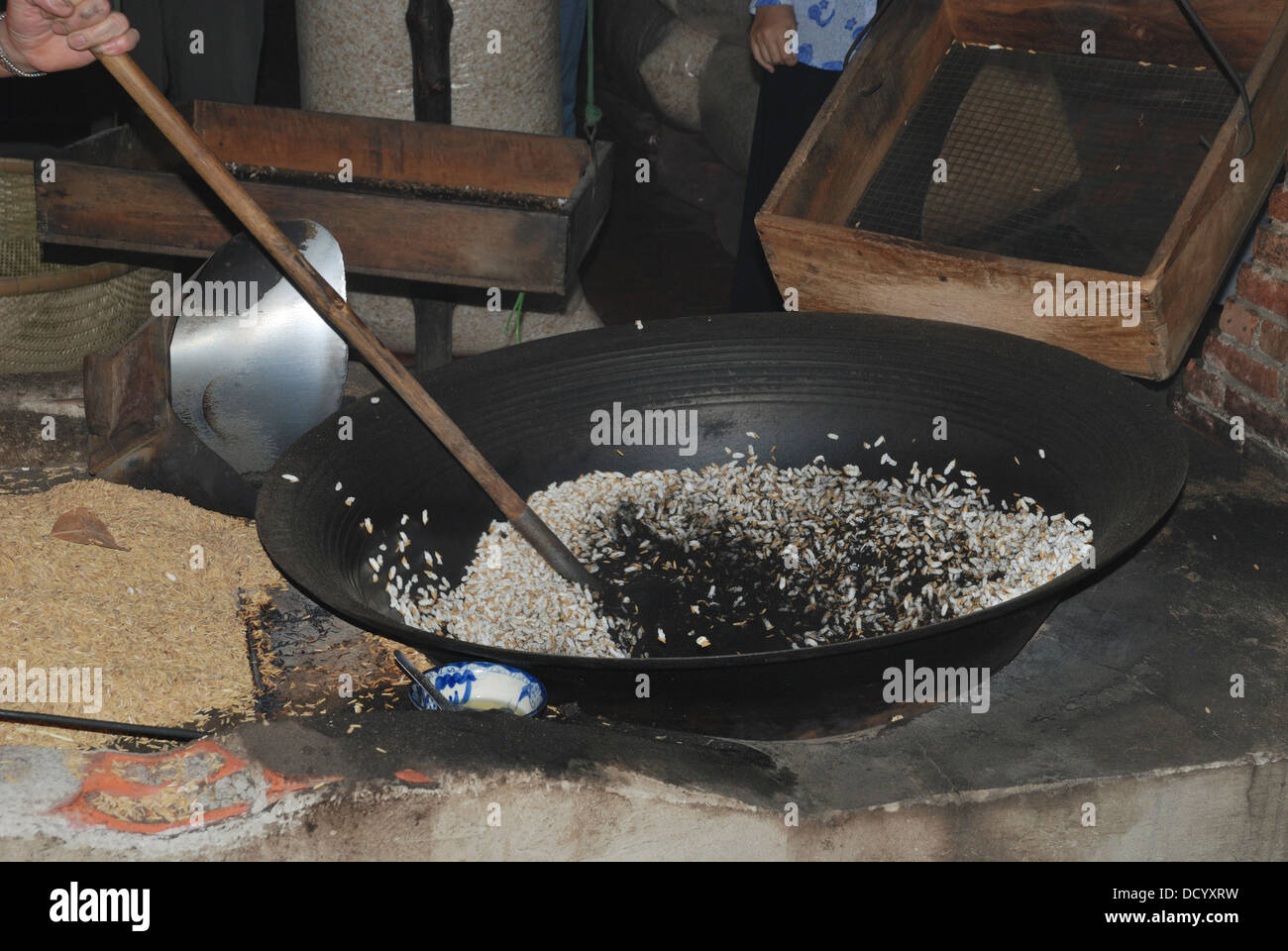 Popping rice hi-res stock photography and images - Alamy