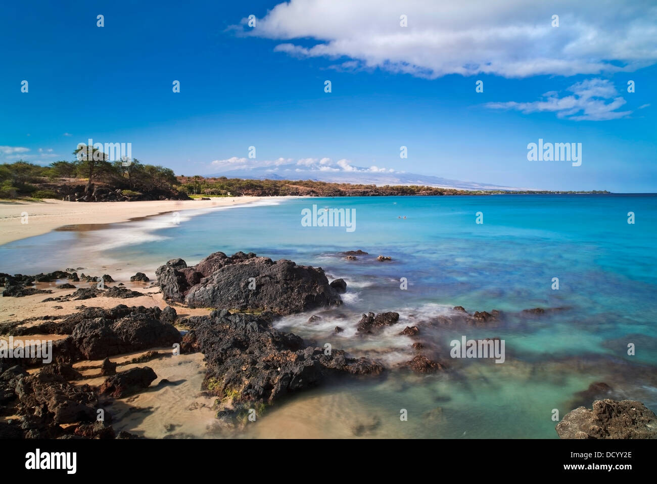 Hawaii, Big Island, Hapuna Beach Park, Rocky Shore And Clear Blue Water ...