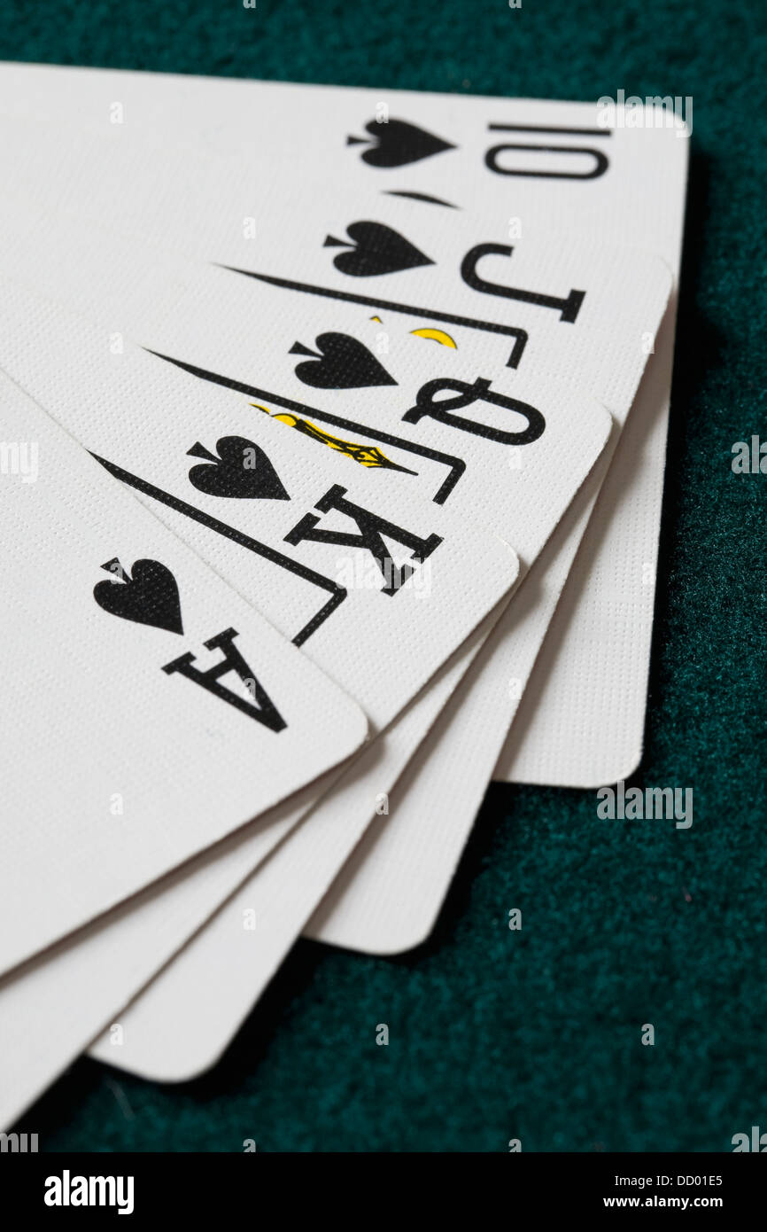 Straight flush of spades hi-res stock photography and images - Alamy