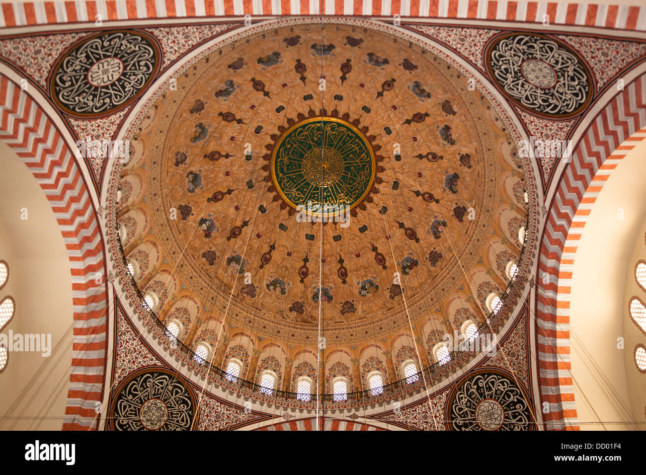 Dome ceiling mosque masjid High Resolution Stock Photography and Images ...