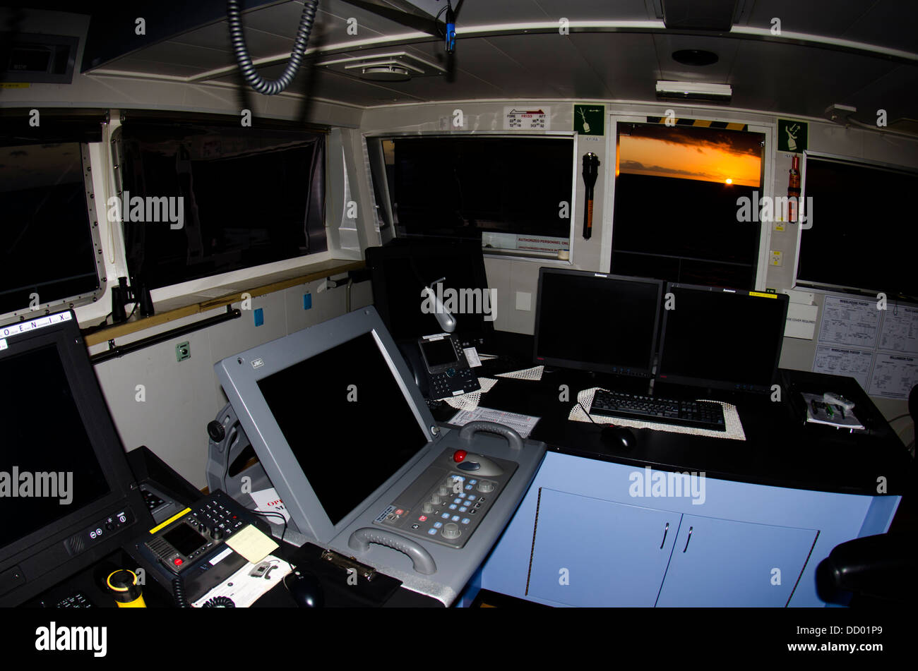 Offshore bridge hi-res stock photography and images - Alamy