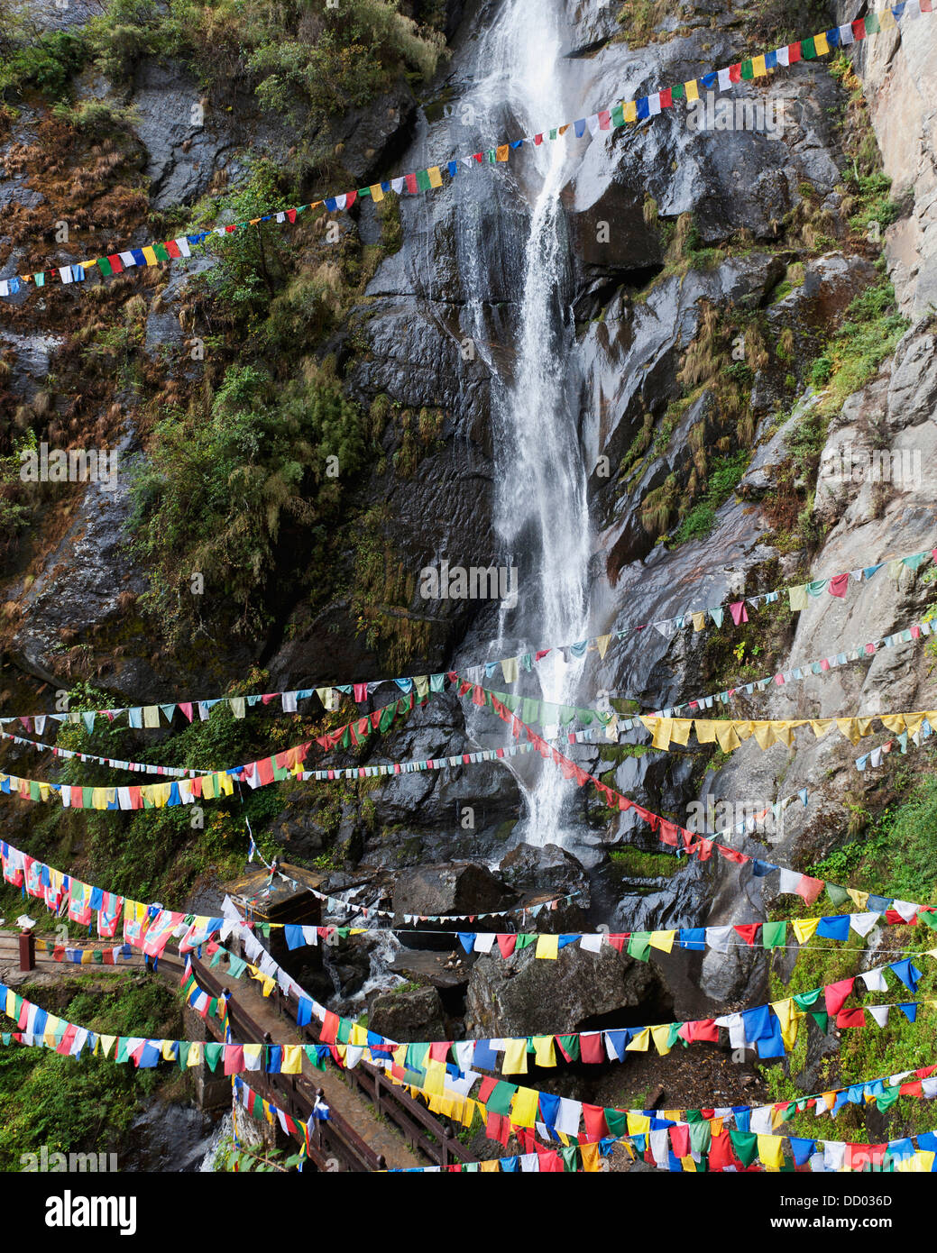 Waterfalls in bhutan hi-res stock photography and images - Alamy