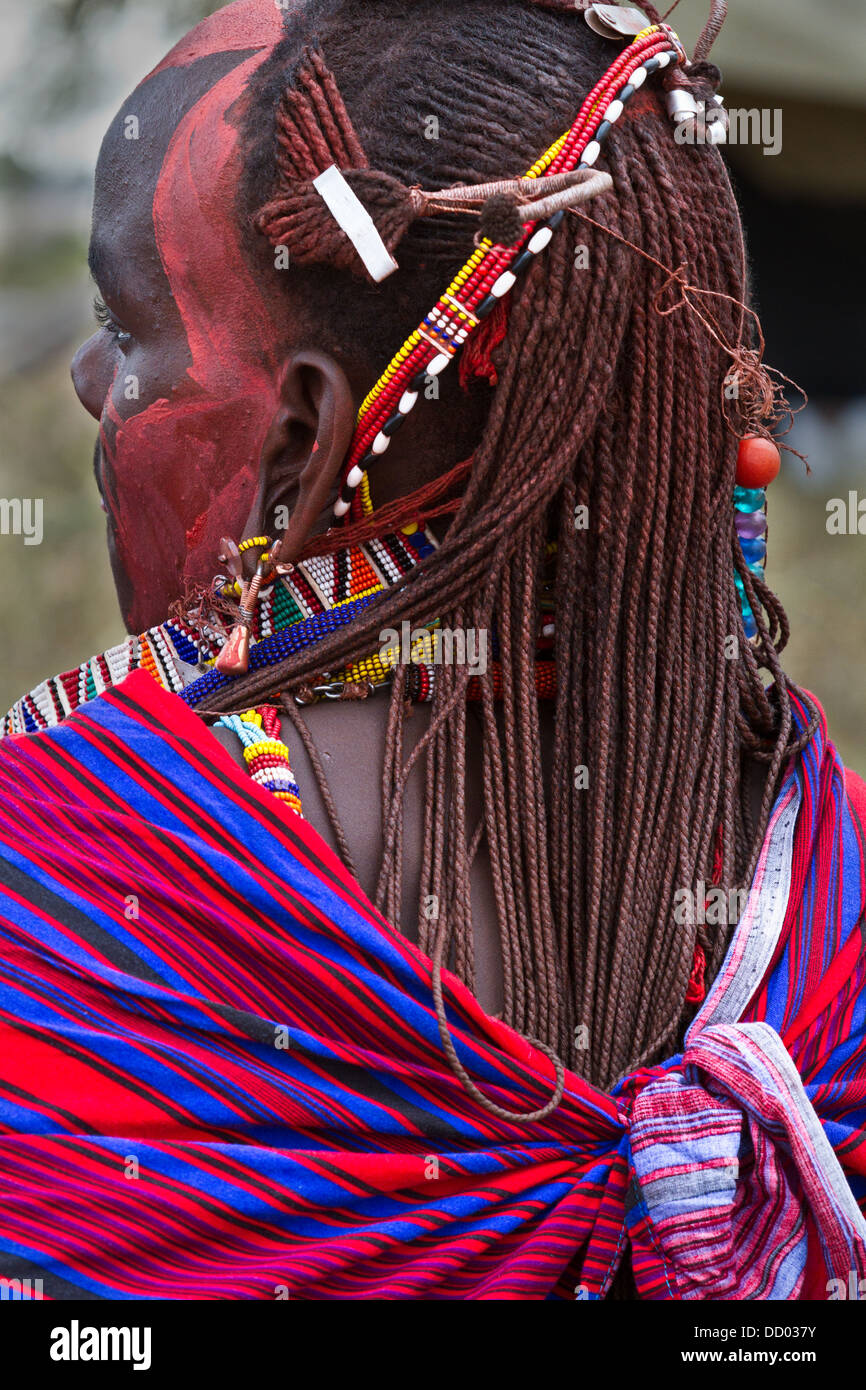 African warrior back hi-res stock photography and images - Alamy