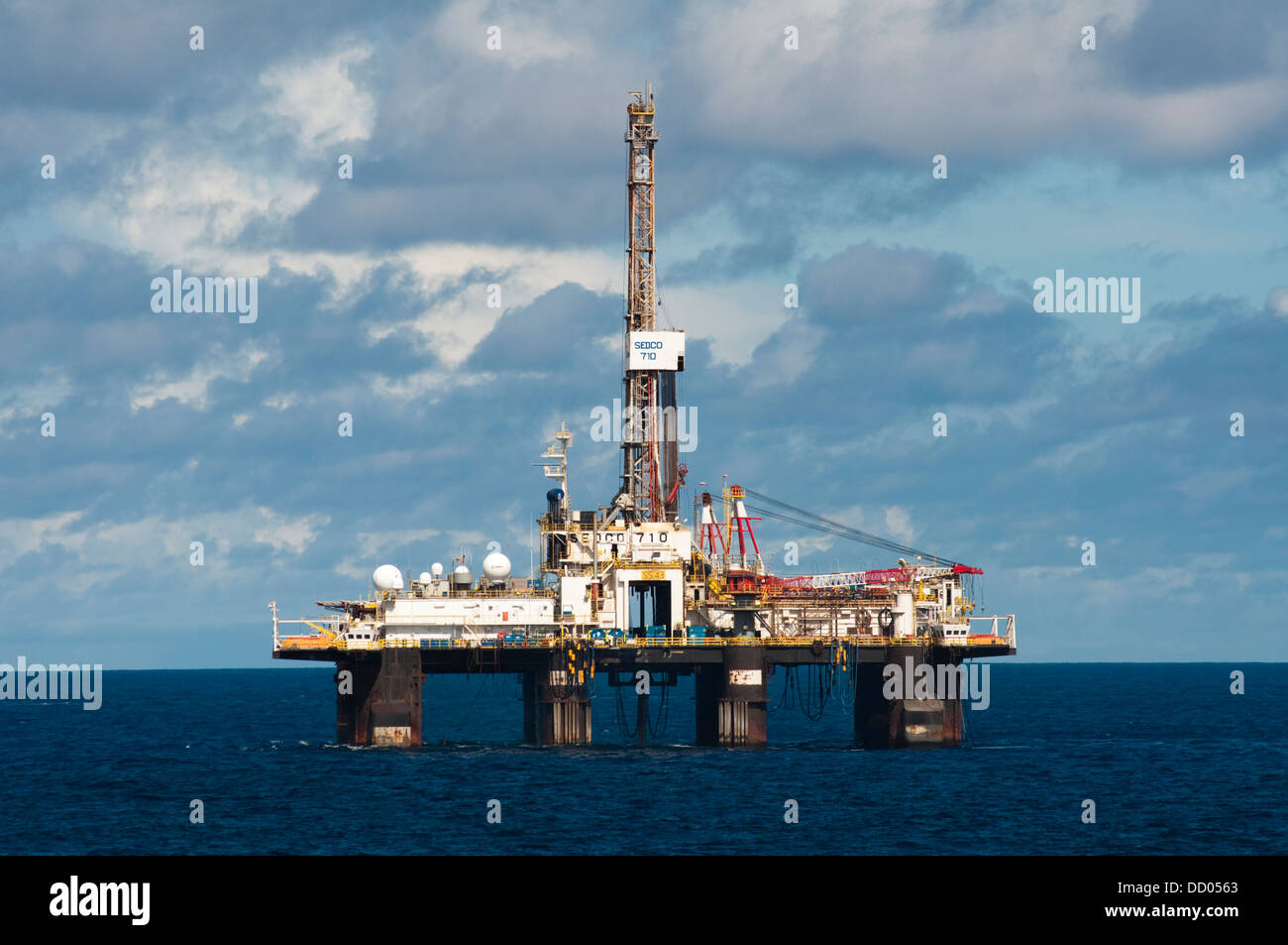 oil drilling rig offshore rio de janeiro state, Brazil, campos basin ...