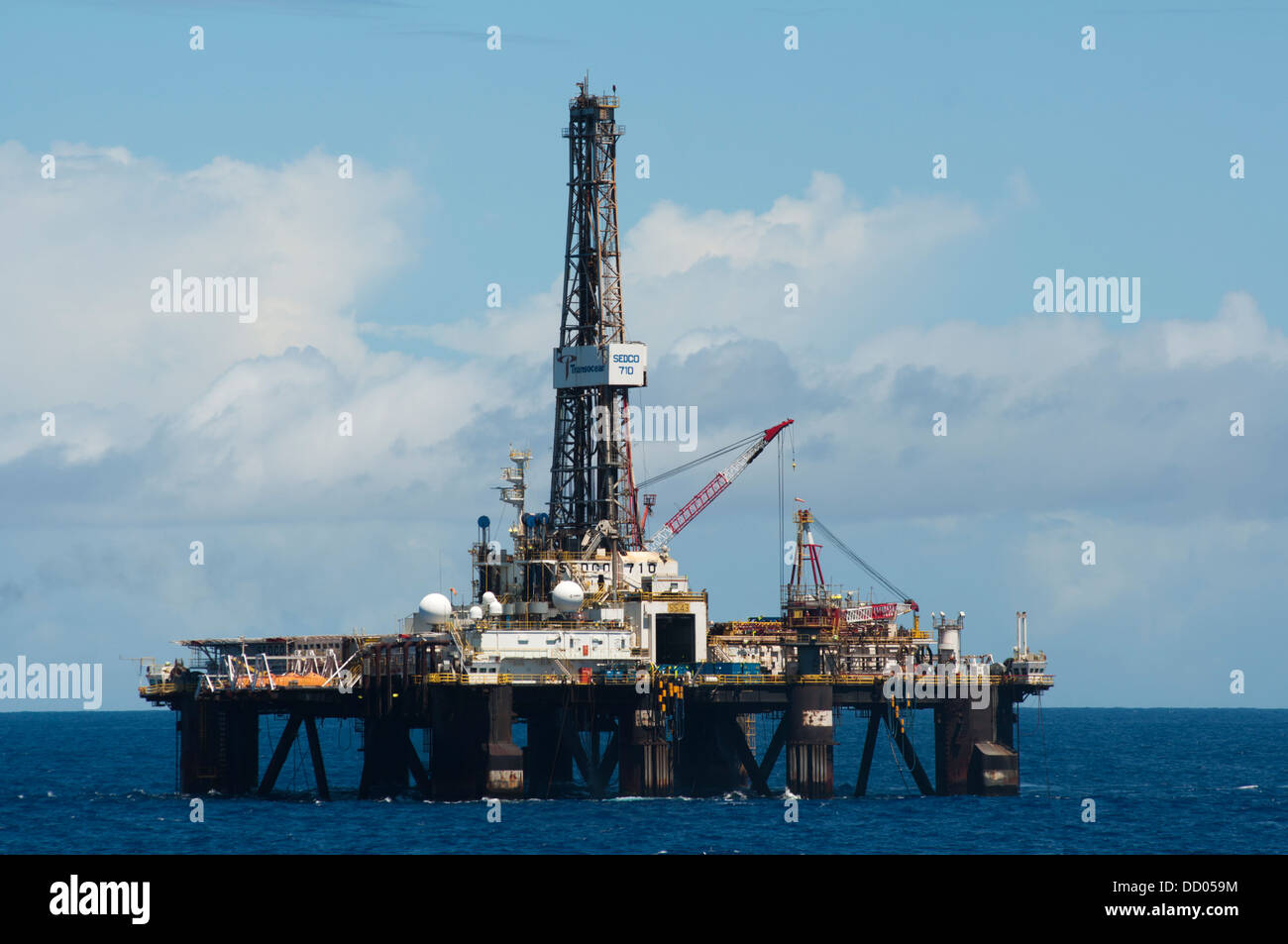 Deep water basin hi-res stock photography and images - Alamy