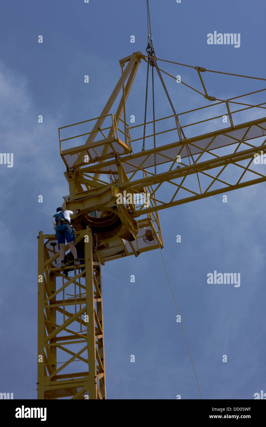 Tower crane boom hi-res stock photography and images - Alamy