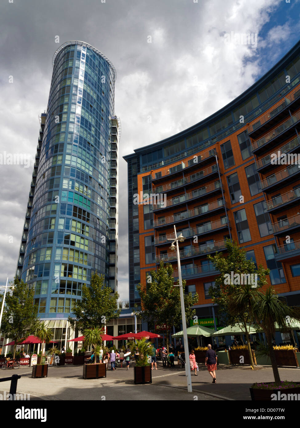 Gunwharf tower hi-res stock photography and images - Alamy
