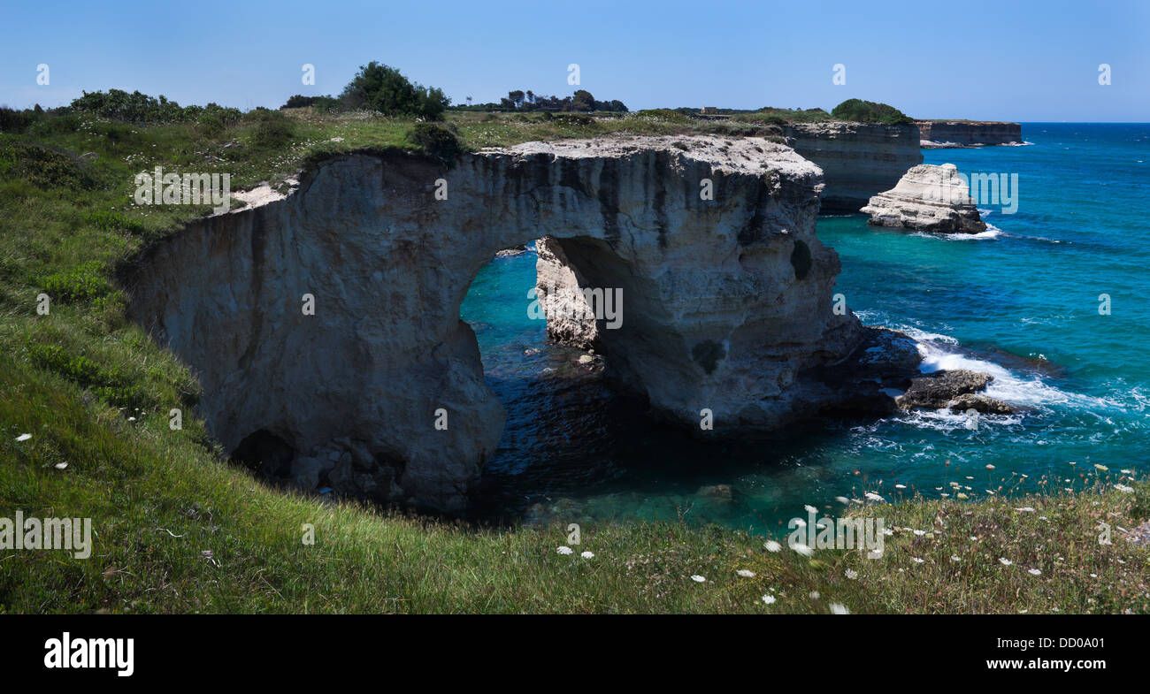 Natural arch formation hi-res stock photography and images - Alamy