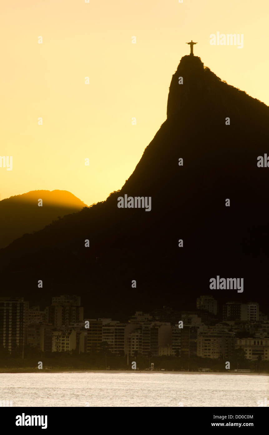 Cristo redentor construction hi-res stock photography and images - Alamy