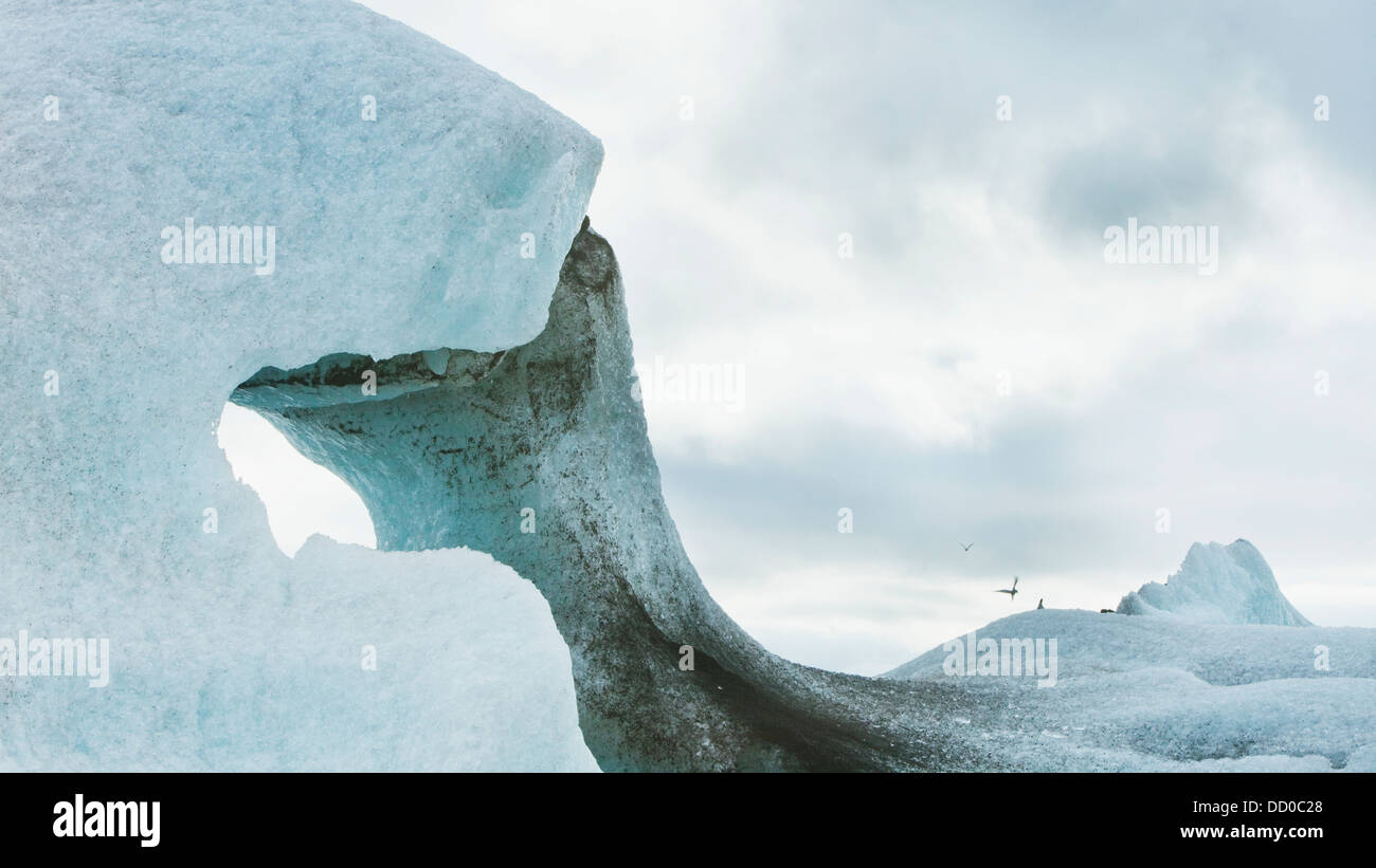 Iceberg arches hi-res stock photography and images - Alamy