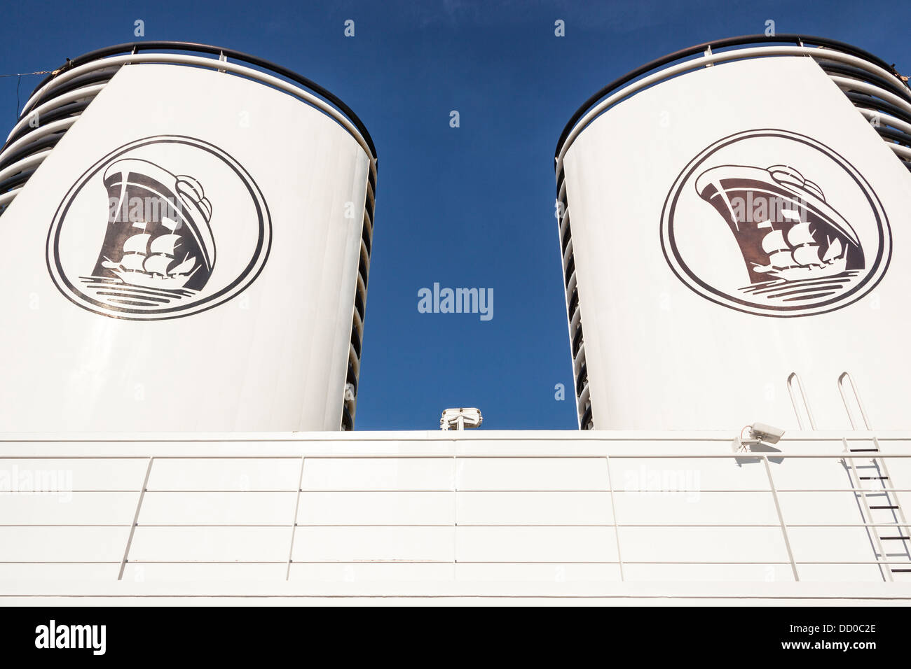 Blue funnel line hi-res stock photography and images - Alamy