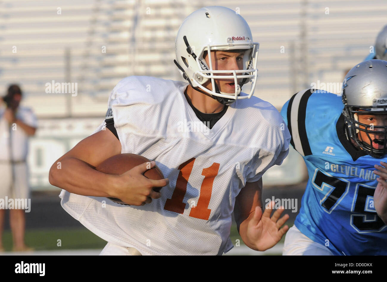Rio Rancho, NM, USA. 22nd Aug, 2013. Eldorado's quarterback Zach Gentry ...