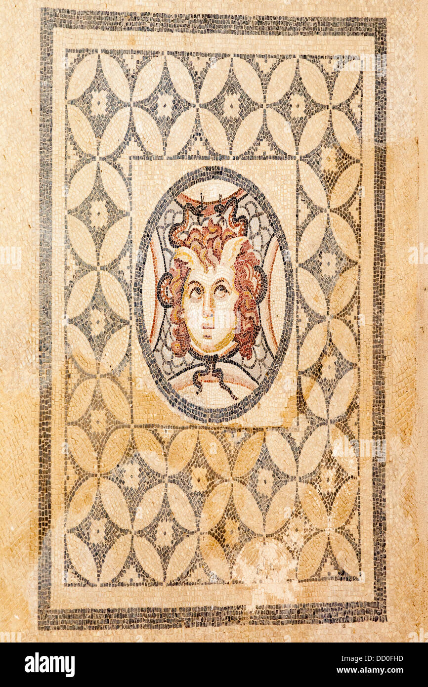 Roman mosaic medusa hi-res stock photography and images - Alamy