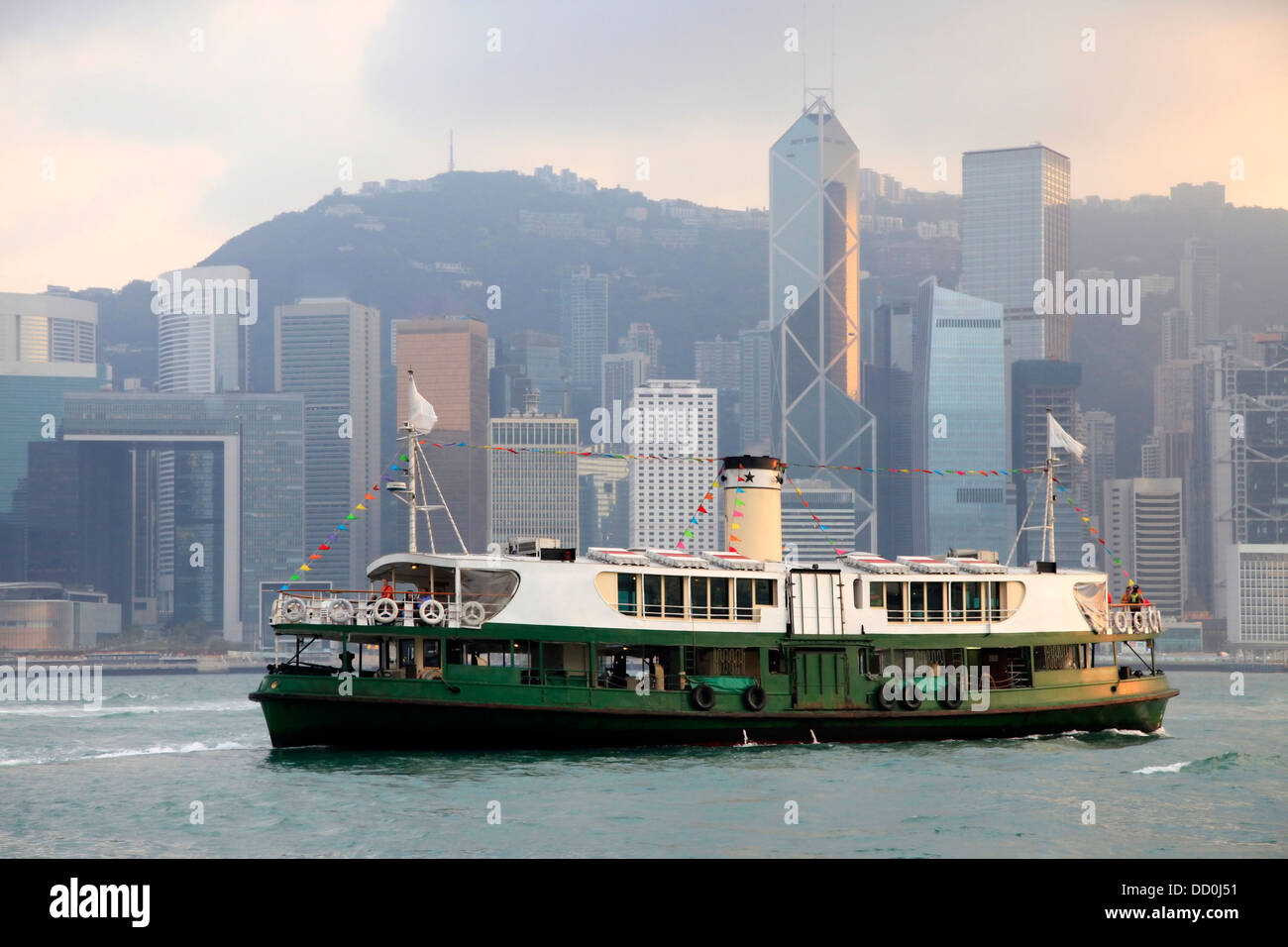 Hong Kong harbour Stock Photo - Alamy