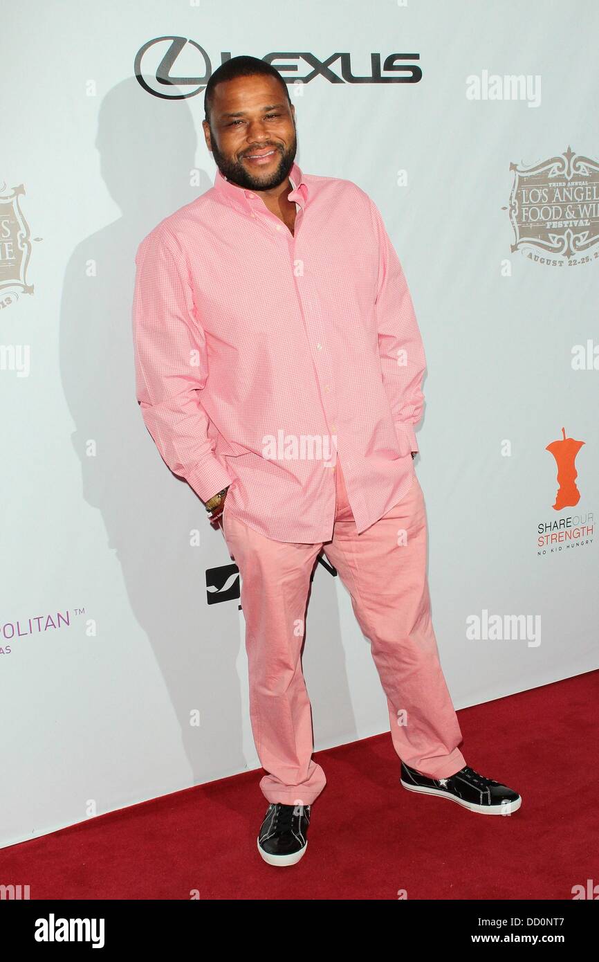 Anthony anderson food hi-res stock photography and images - Alamy