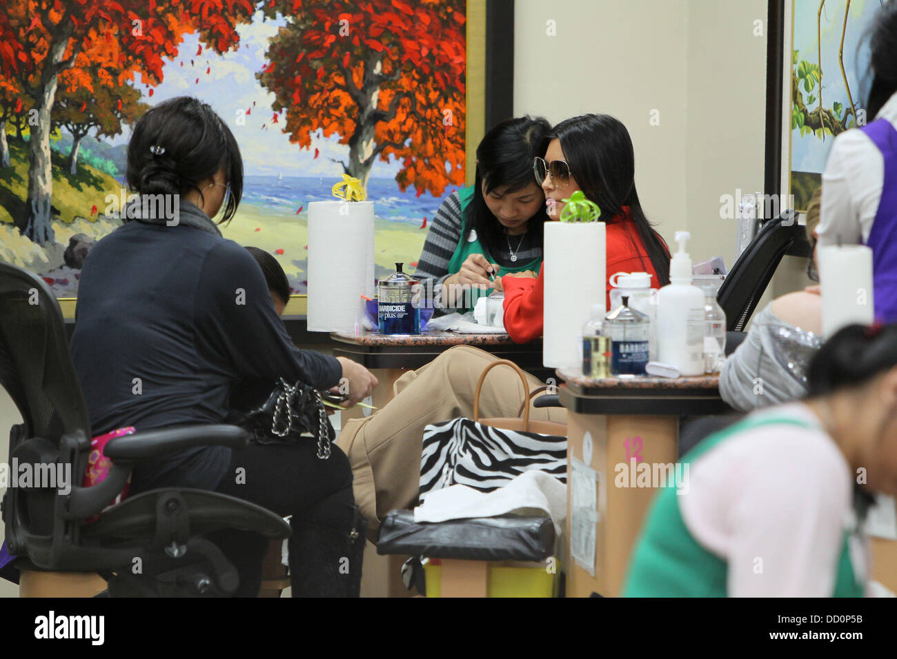 Exhausting shopping hi-res stock photography and images - Alamy