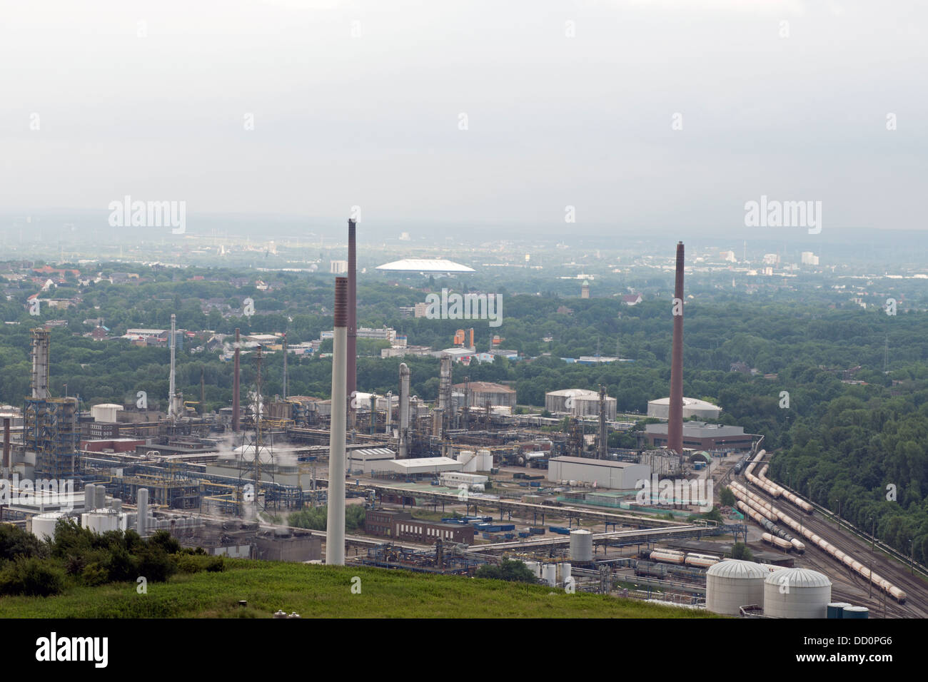 Germany oil refinery hi-res stock photography and images - Alamy
