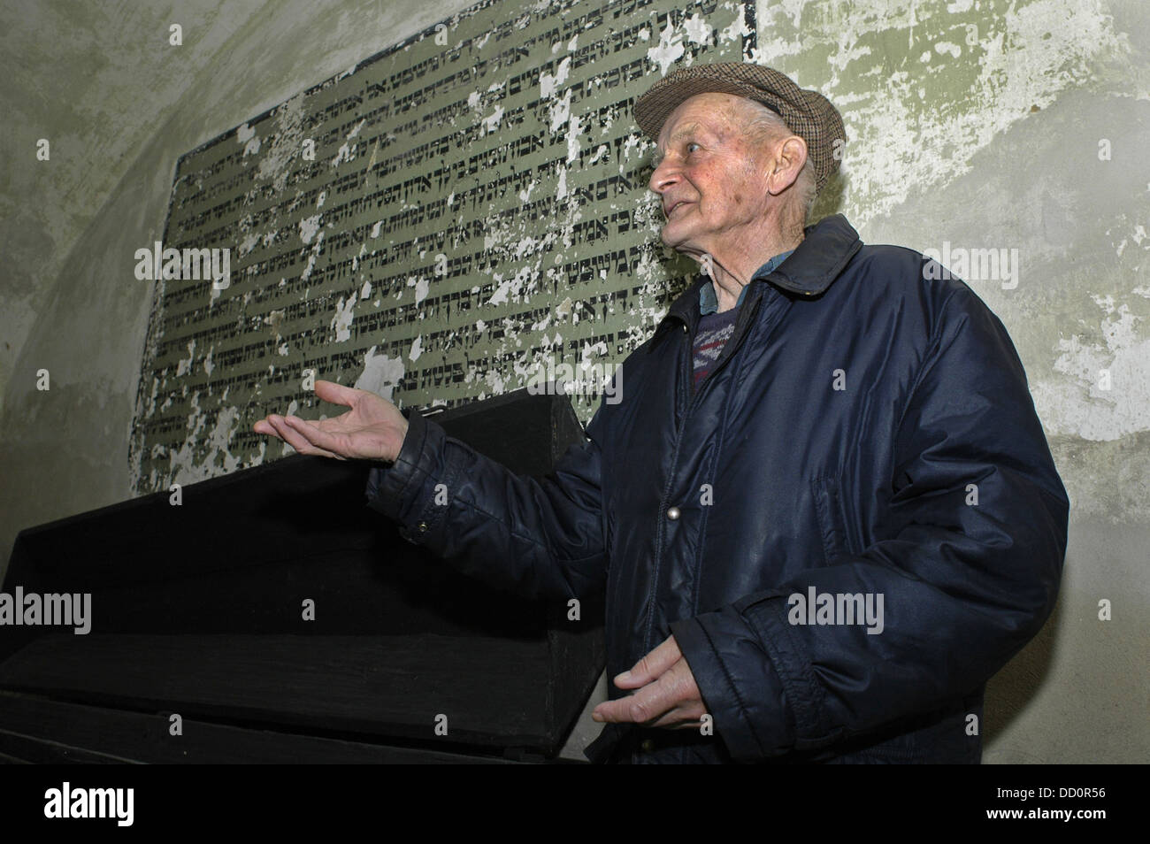 An elderly Jewish man at the old Jewish cemetery in Hermanuv Mestec a ...