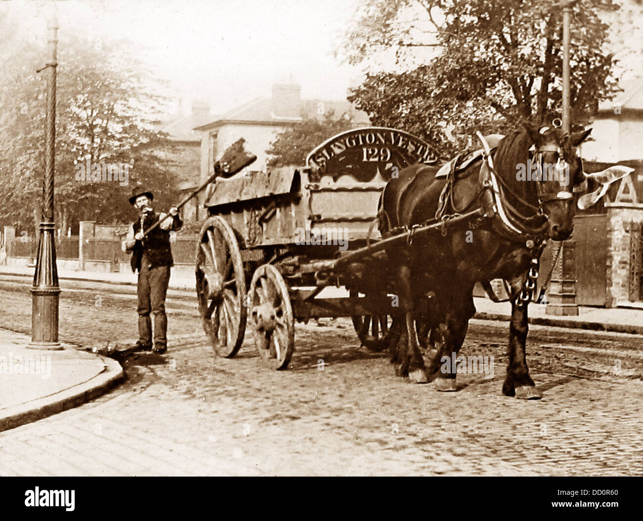 Victorian Horse Cart High Resolution Stock Photography and Images - Alamy