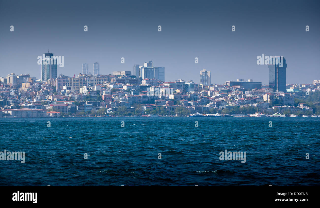 Istanbul coastal attractions hi-res stock photography and images - Alamy