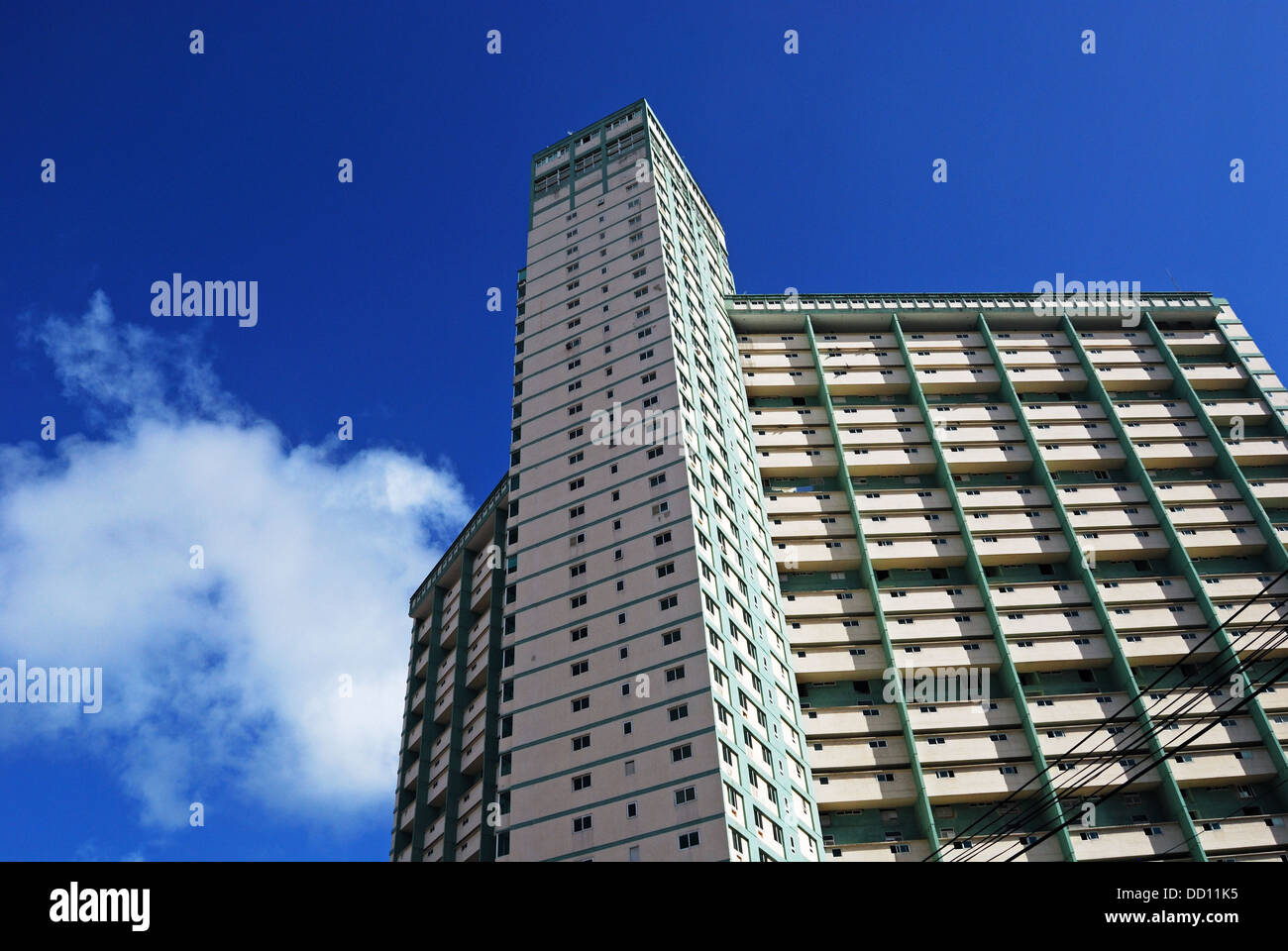 High rise apartment block hi-res stock photography and images - Alamy